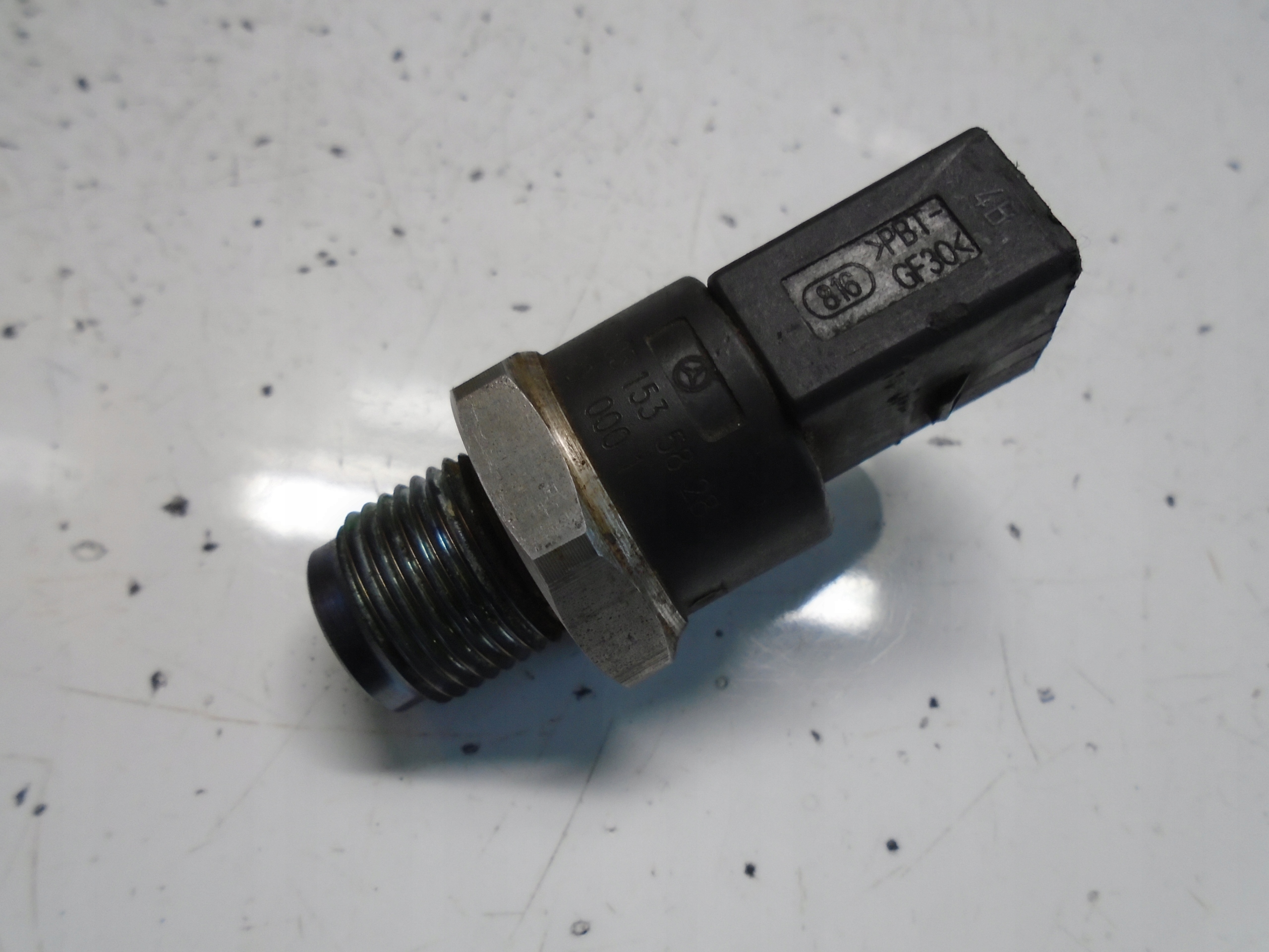 Mercedes-Benz OE A005 153 5828 czujnik, ciśnienie paliwa - porównaj ...