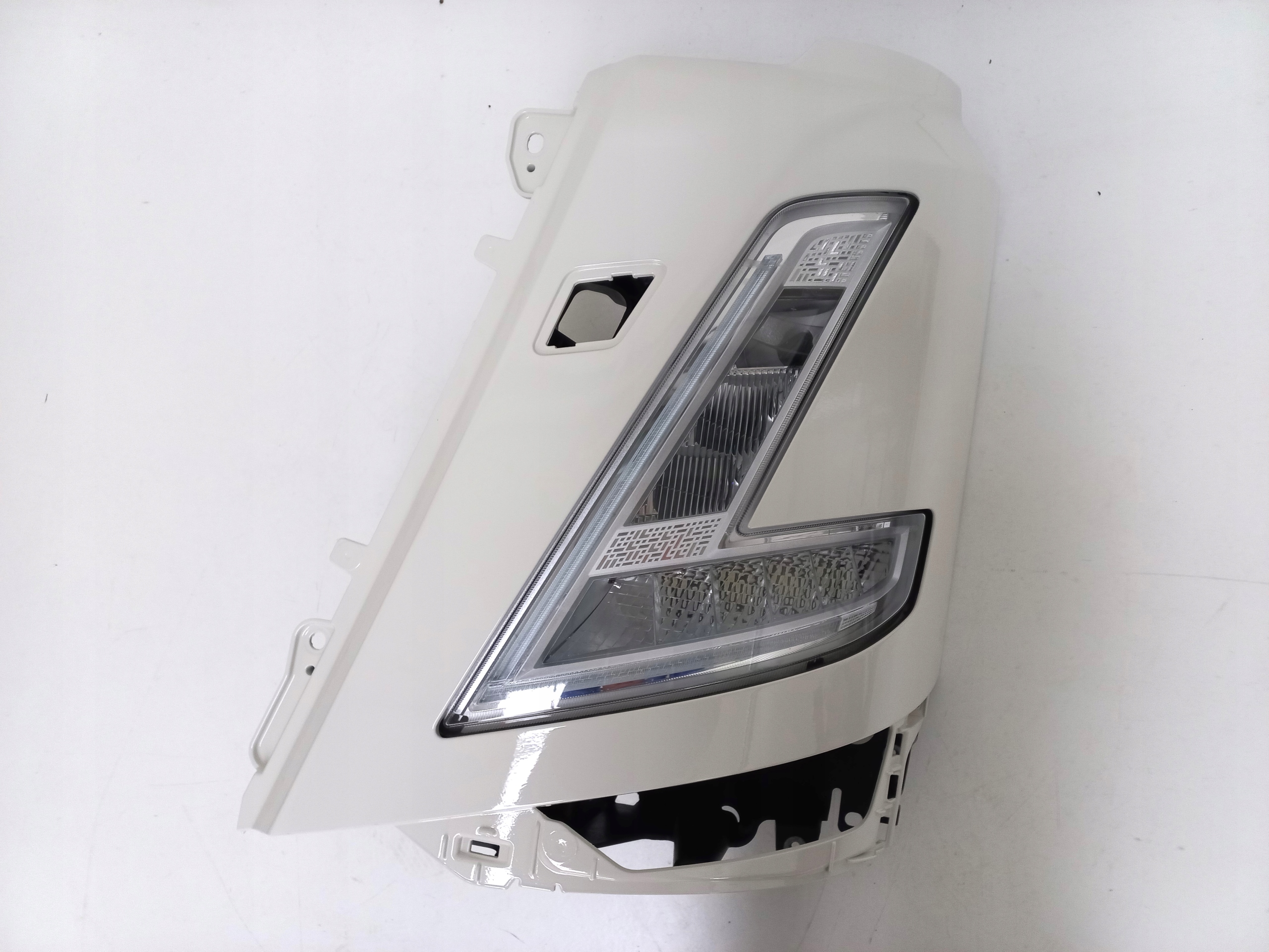 ORYGINALNY KOMPLET REFLEKTOR LED LAMPA OKULAR MOCOWANIE GARNEK VOLVO FM ...
