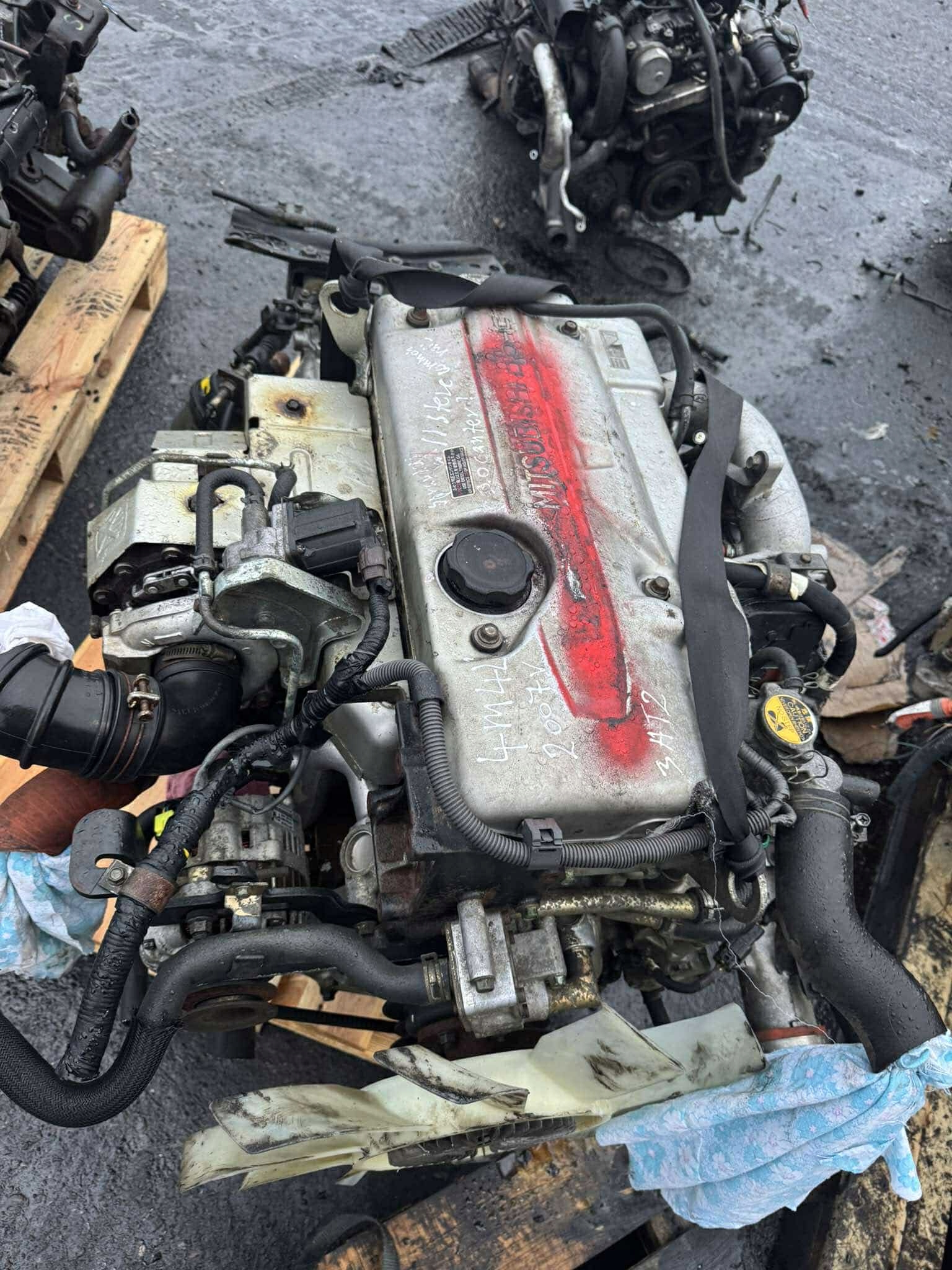 Silnik KOMPLETNY Mitsubishi Canter Fuso 3.0 4M42-3AT2 Euro 4 4M42 3AT ...