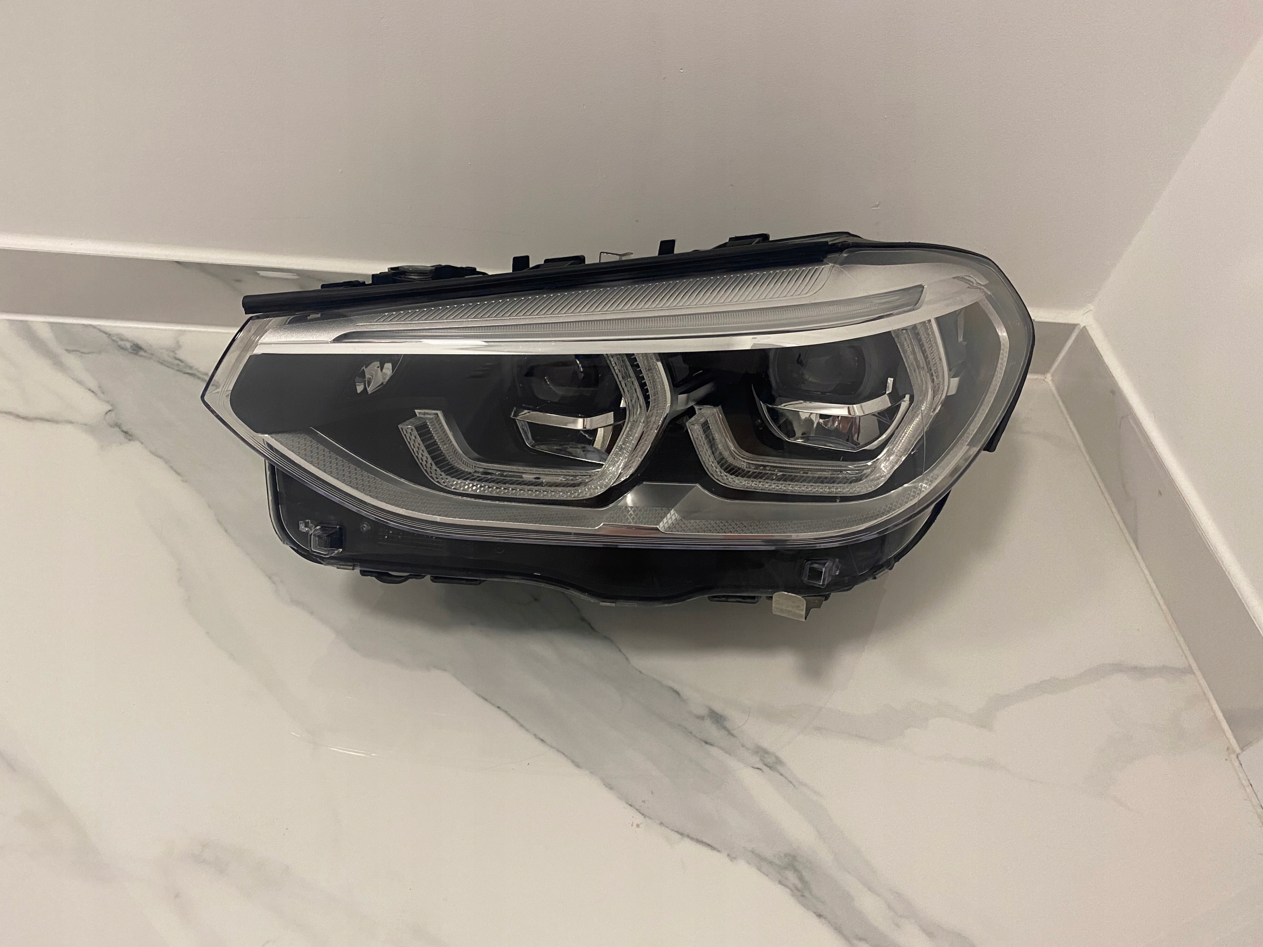 BMW X3 G01 Lampa Full led Adaptive led EU lewa za 1600.00PLN z Leszno ...