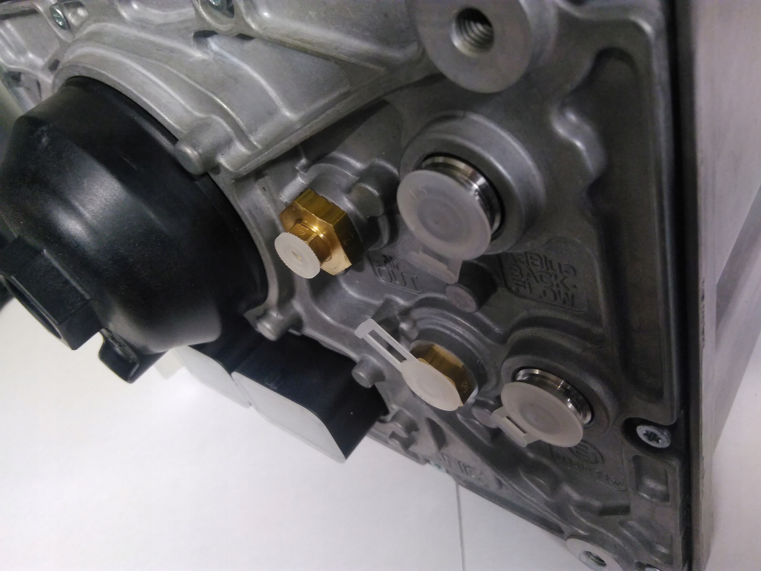 1884225 1884225 - Новый насос модуль AdBlue SCANIA E5 Gwar. 12MC FV23 ...