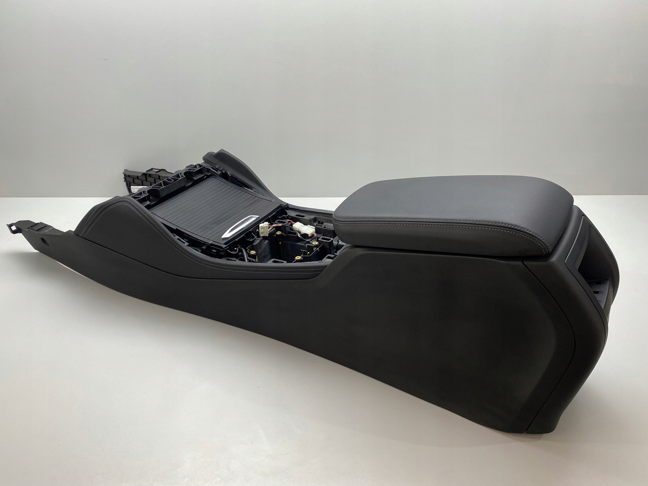 BMW OE 51166818593 za 500.00PLN z Wyszków - Allegro - (11741322073)