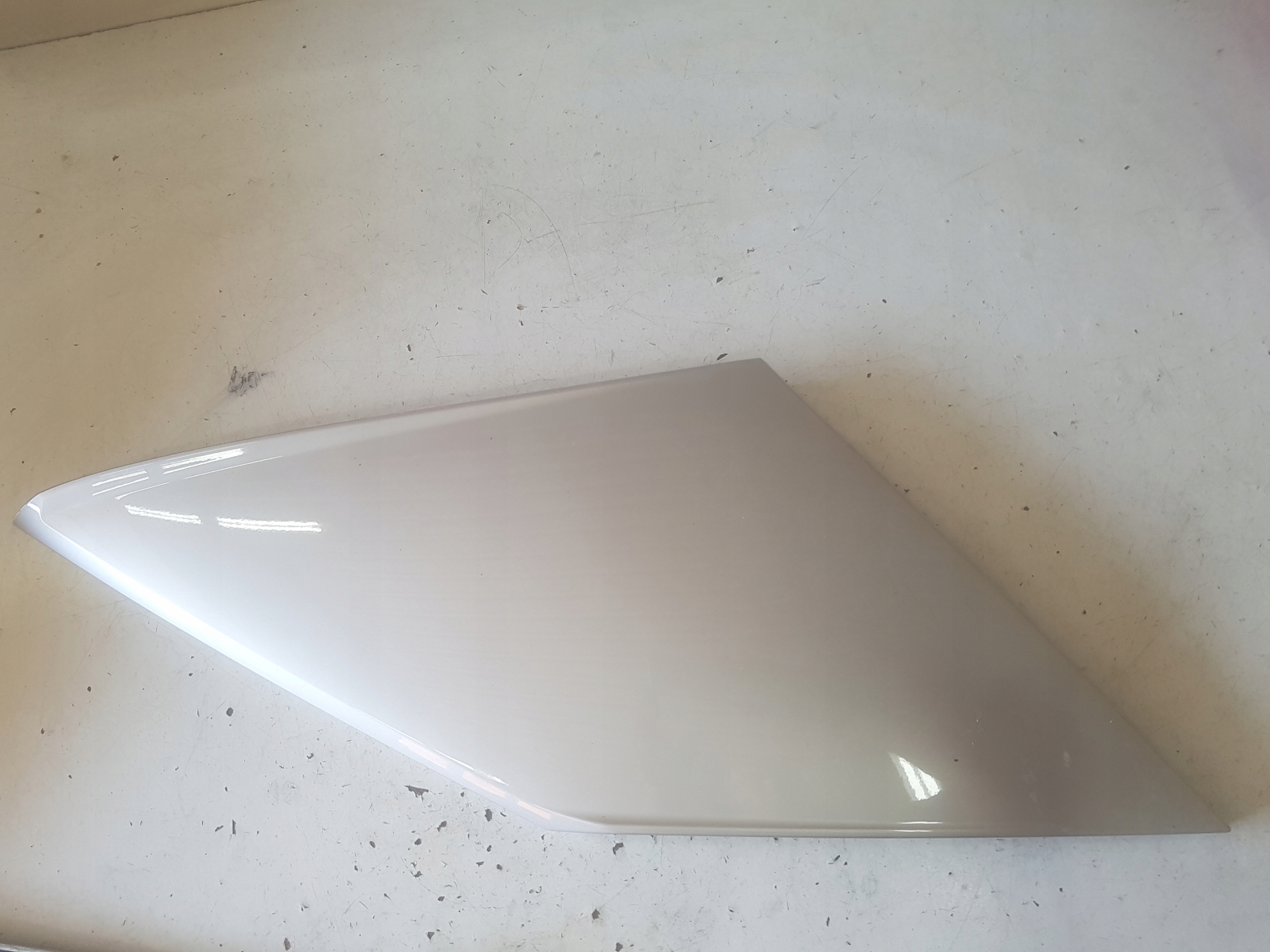 Audi OE 81A853377 A listwa nakładka słupka błotnika - porównaj ceny ...