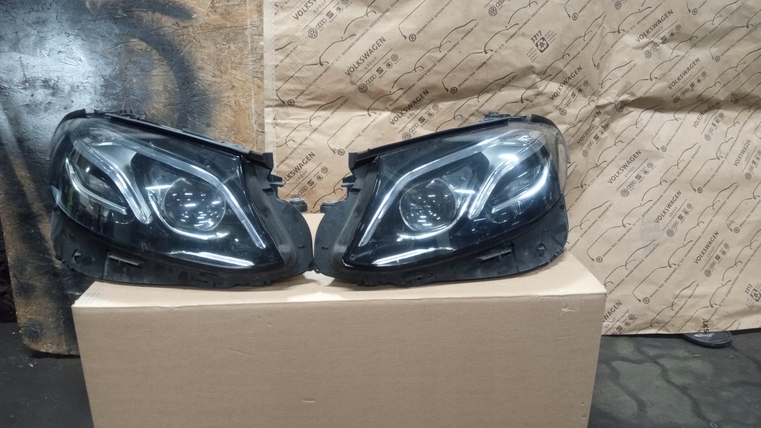 MERCEDES E KLASA W213 MULTIBEAM LEWA I PRAWA LAMPA LAMPY za 1600.00PLN ...