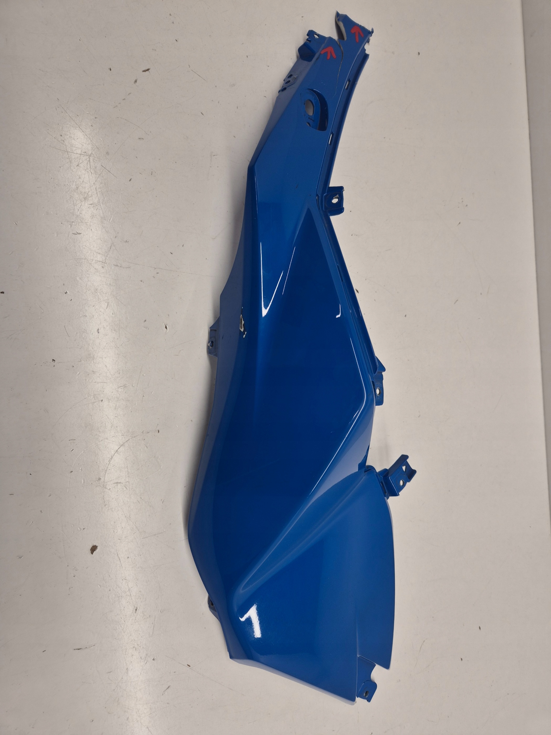 BMW F 800 GS K72 BOK OSŁONA PRAWA za 200.00PLN z Biadki - Allegro - (17261499658)