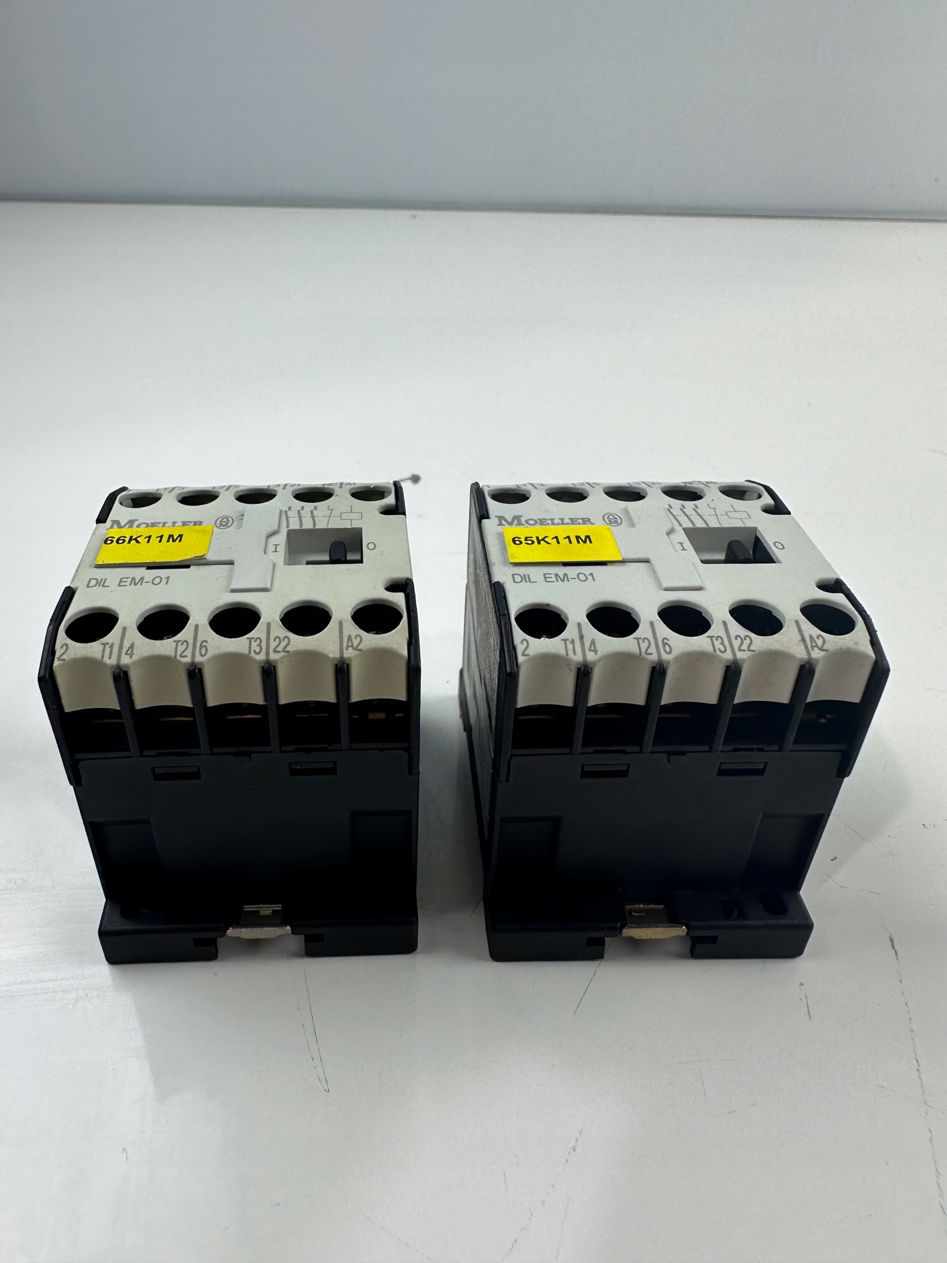 DIL EM-01-C Moeller Przekaźnik Stycznik 230V 20A • Cena, Opinie - Allegro