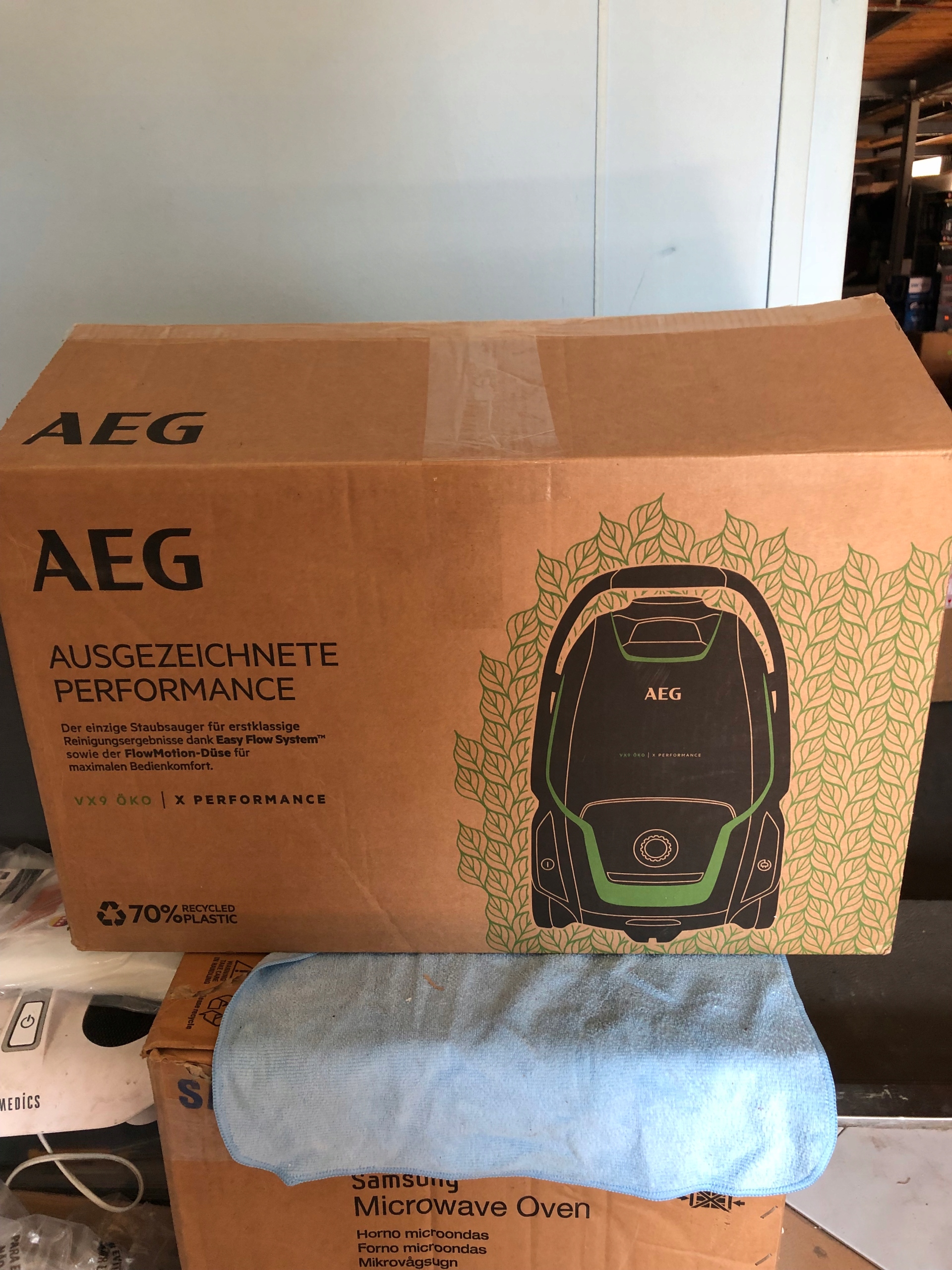 Odkurzacz workowy AEG VX9-2-OKO - Sklep, Opinie, Cena w Allegro