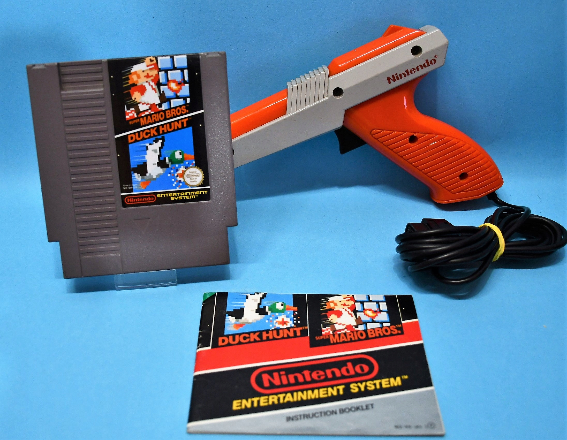 Nintendo NES Zapper Gun + Mario Bros/Duck Hunt - Stan: używany - Sklepy, Opinie, Ceny w Allegro.pl