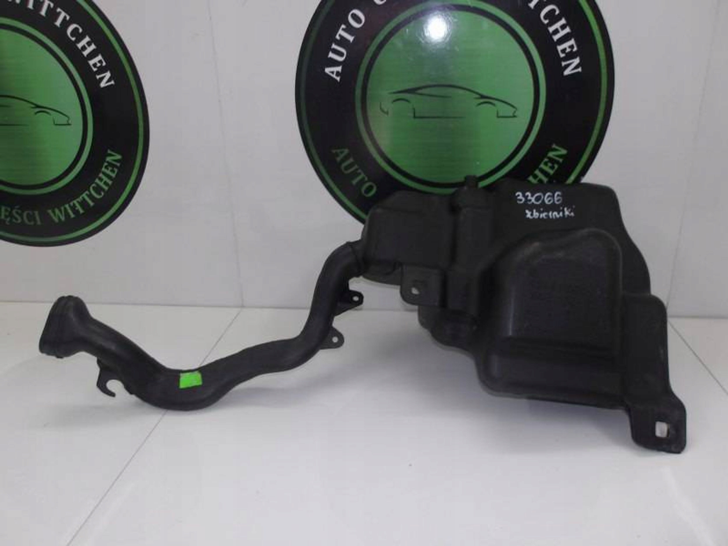 MERCEDES W246 ZBIORNICZEK SPRYSKIWACZY A2468690120 - porównaj ceny ...