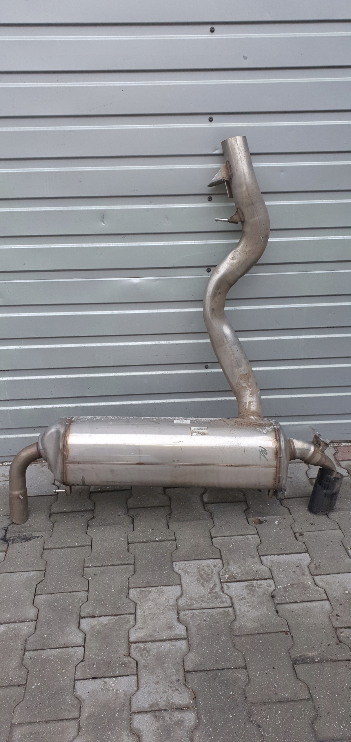 BMW 330i G20 G21 Wydech tłumik końcowy 9487639 9487639 za 550 zł z ... BMW 330i G20 G21 Wydech tłumik końcowy 9487639 9487639 za 550 zł z ...