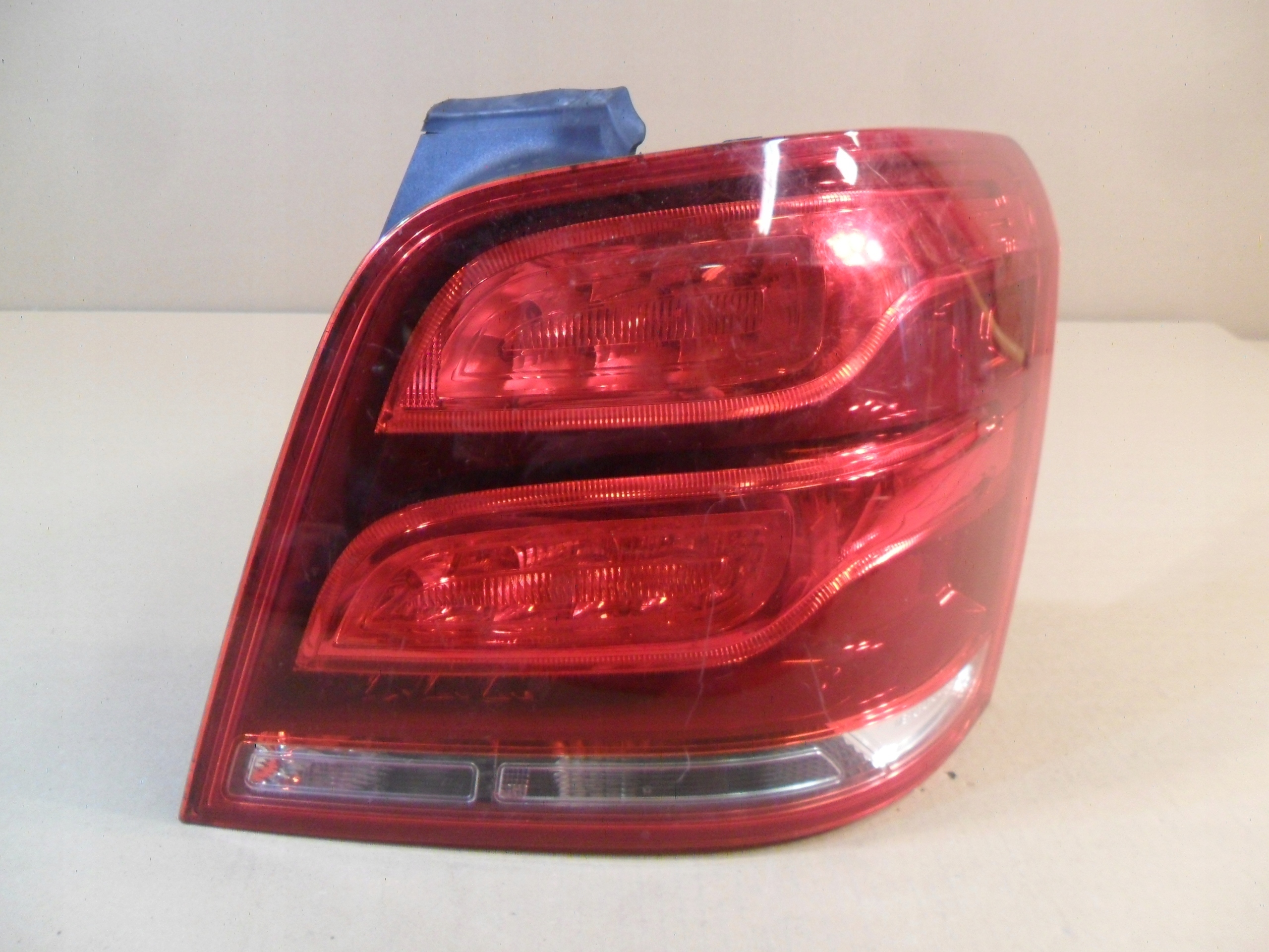 MERCEDES GLK X204 W204 12-15 LIFT LAMPA TYŁ PRAWA za 539.00PLN z Tylko ...