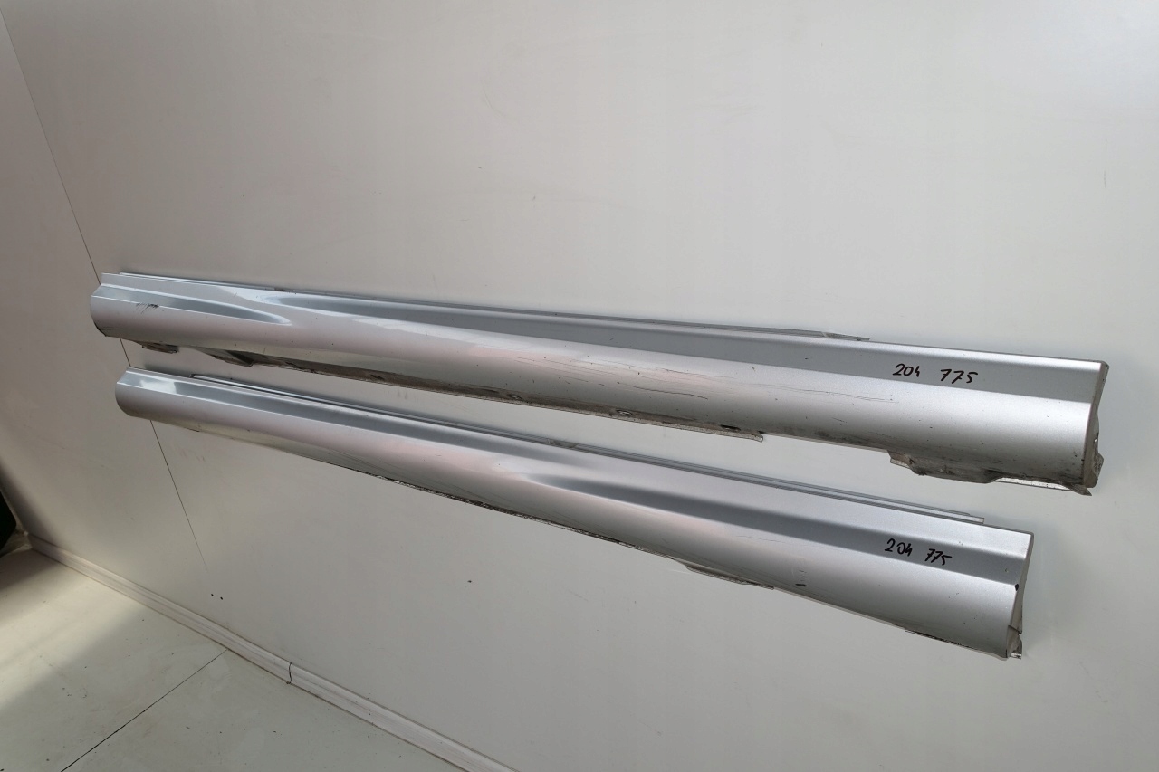 Mercedes w204 listwa listwy progowe progi AMG 775 2046981454 za 250 zł ...