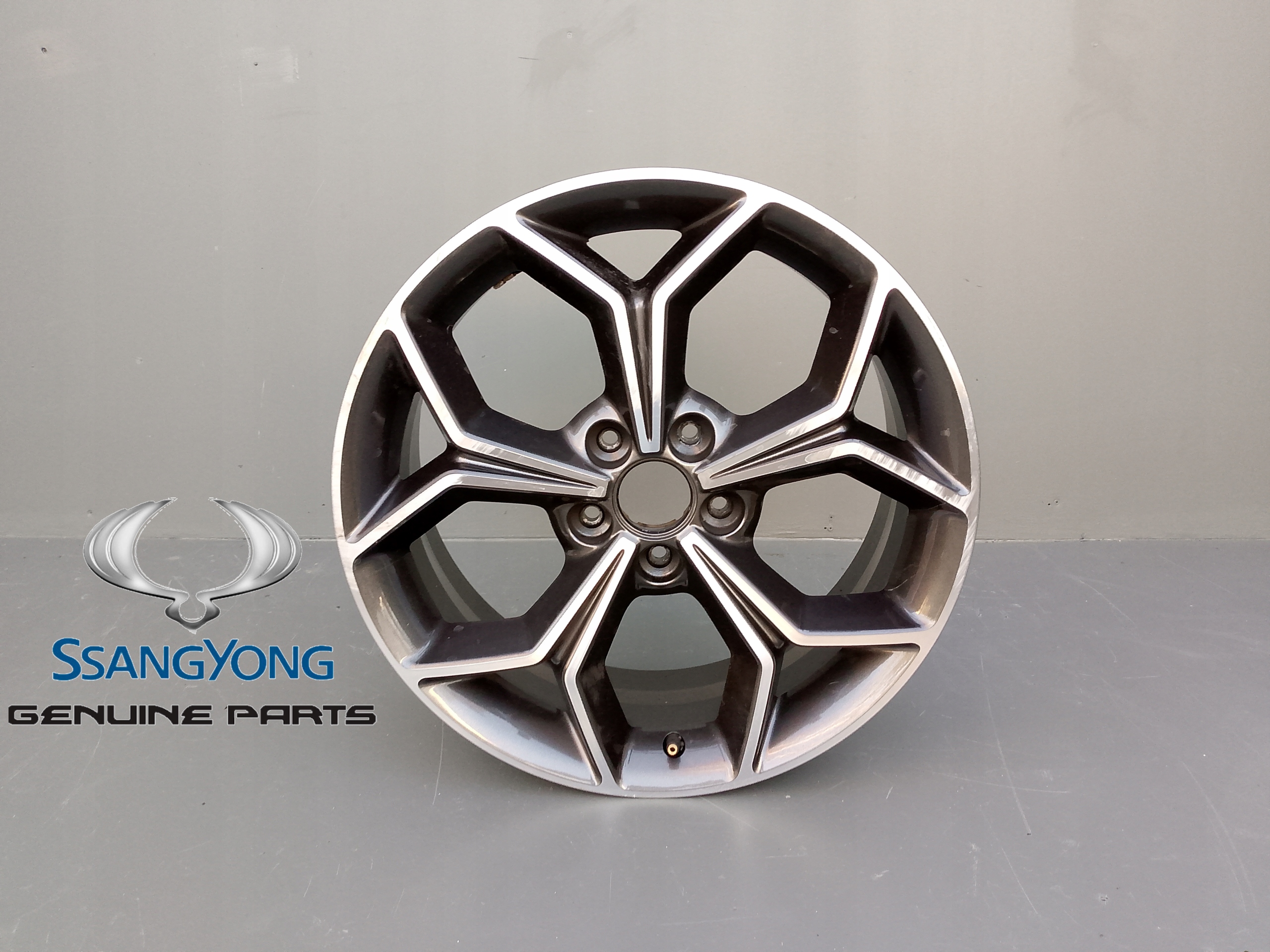 SSANGYONG KORANDO IV 2019- FELGA ALUMINIOWA 41730-37100 = za 450.00PLN ...