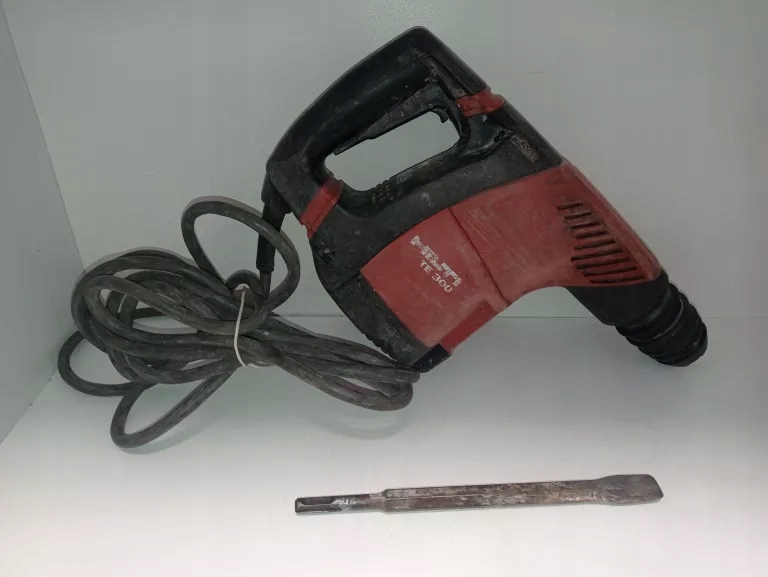 MŁOT HILTI TE 300 + DŁUTO (TE300) • Cena, Opinie • Młoty udarowe ... MŁOT HILTI TE 300 + DŁUTO (TE300) • Cena, Opinie • Młoty udarowe ...