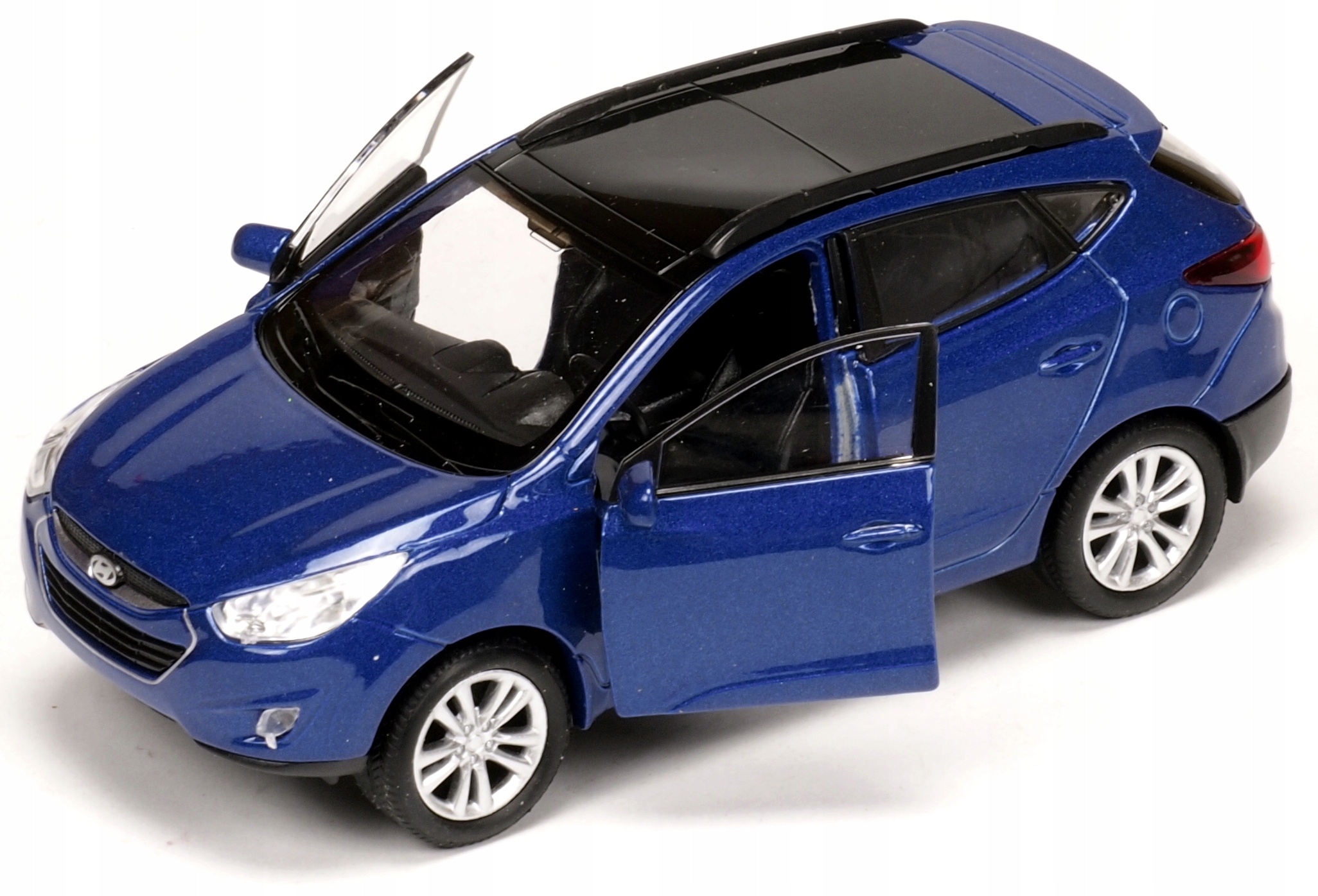 WELLY METALOWY MODEL AUTO HYUNDAI TUCSON IX OTWIERANE DRZWI MODEL AUTA ...