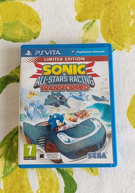 Sonic & All-Stars Racing Transformed - Limited Edition PlayStation Vita ...