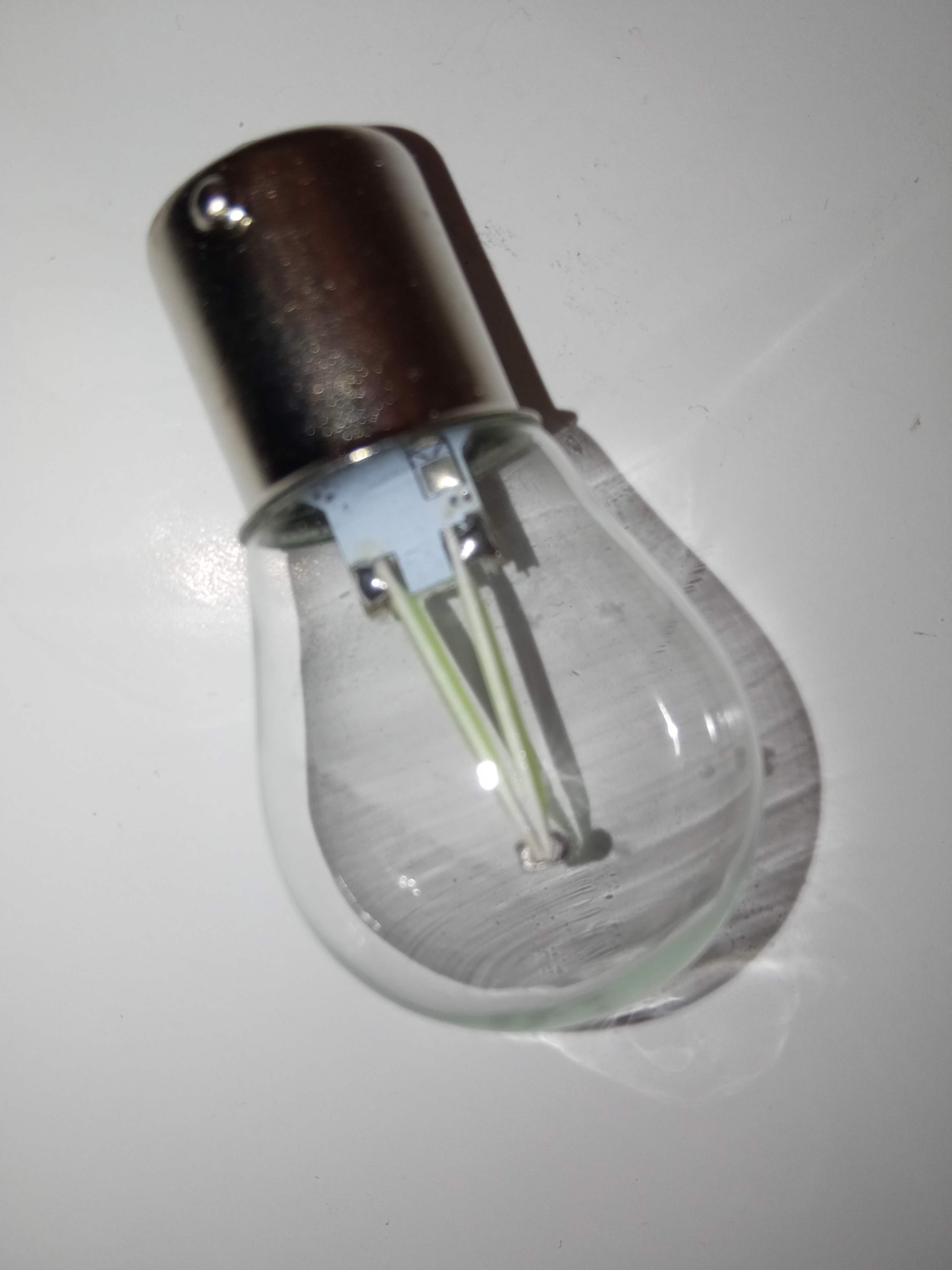 Żarówka samochodowa LED szklana P21W Niebieska żarówka LED uhp cree w5w ... Żarówka samochodowa LED szklana P21W Niebieska żarówka LED uhp cree w5w ...