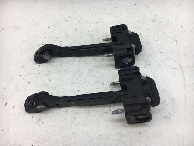 Volvo OE 31298467 ogranicznik drzwi - porównaj ceny - Allegro.pl