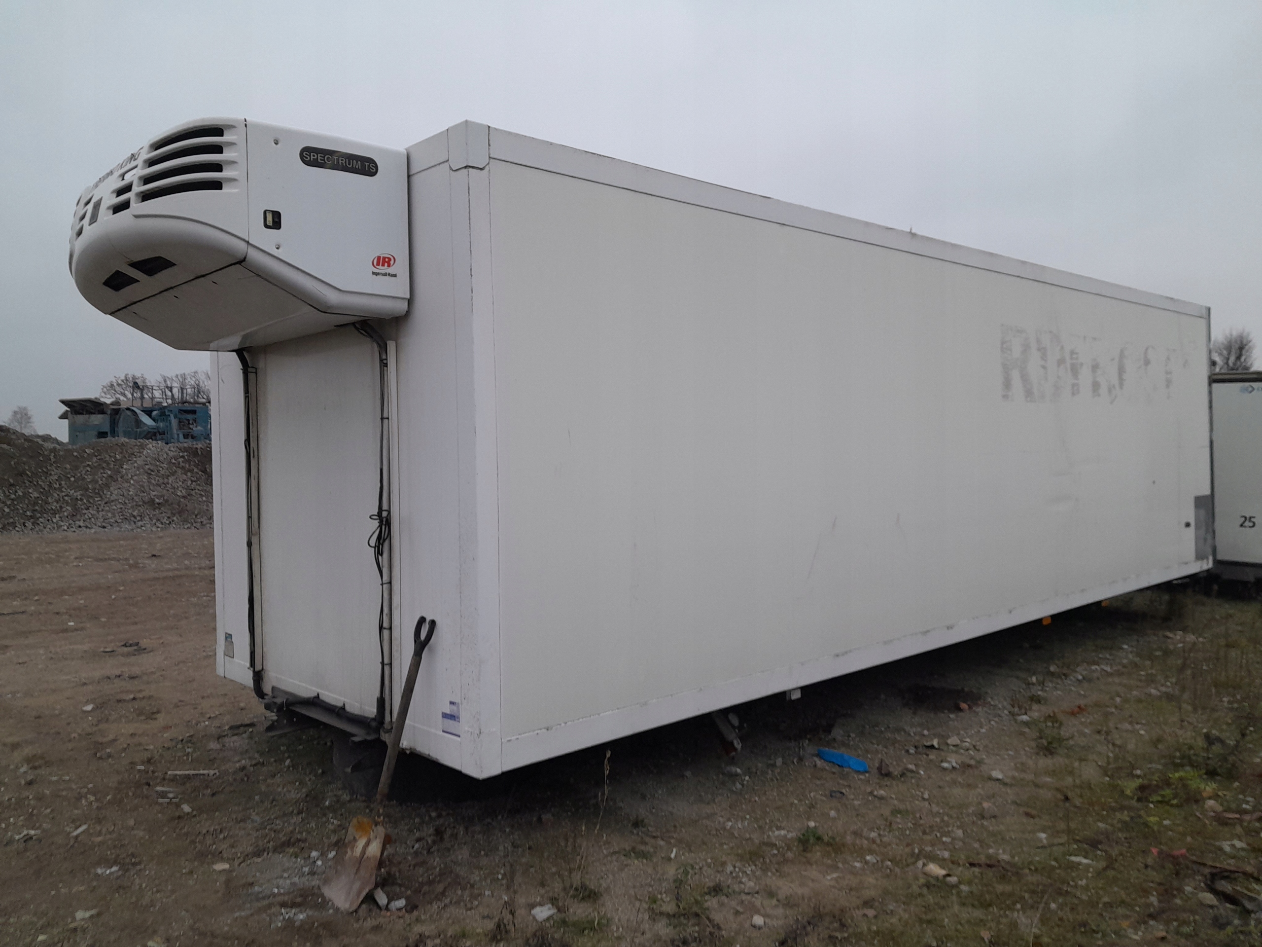 ZABUDOWA CHLODNIA 8,1M CARRIER SPECTRUM MERCEDES za 17220.00PLN z ...