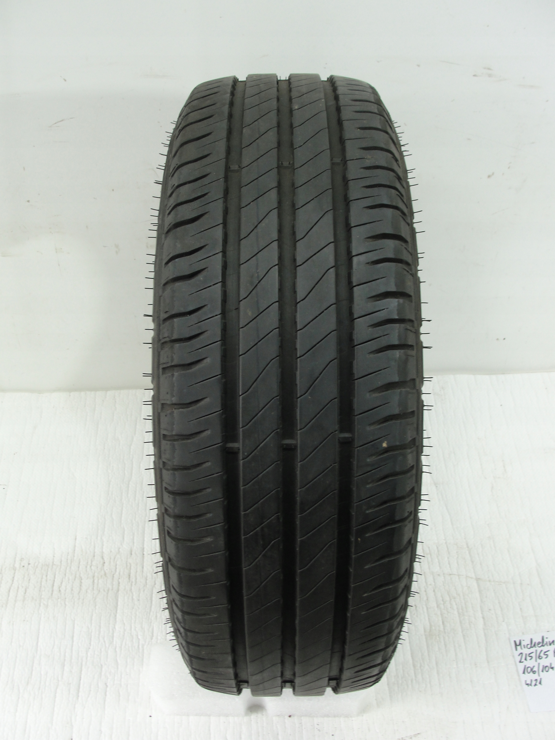 OPONA MICHELIN AGILIS 3 215/65 R16C 106/104T 6PR 3528702780299 za 600.00PLN z NOWY TOMYŚL ...