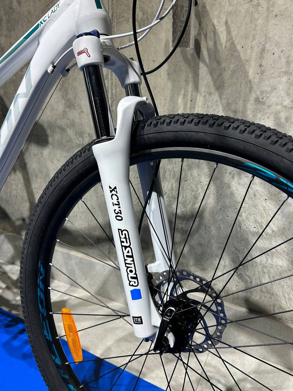 Rower MTB Leon XC LADY rama 16,5 cala koło 27,5 " biały SHIMANO - Leon ...