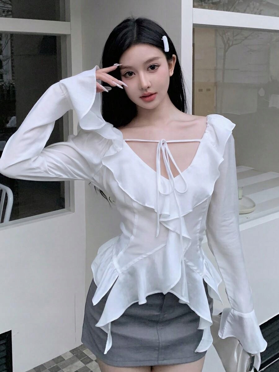 BIAŁA BLUZKA DŁUGI RĘKAW DEKOLT V FALBANY GŁADKA KLASYCZNA DAZY XL 17142879727 - Allegro.pl