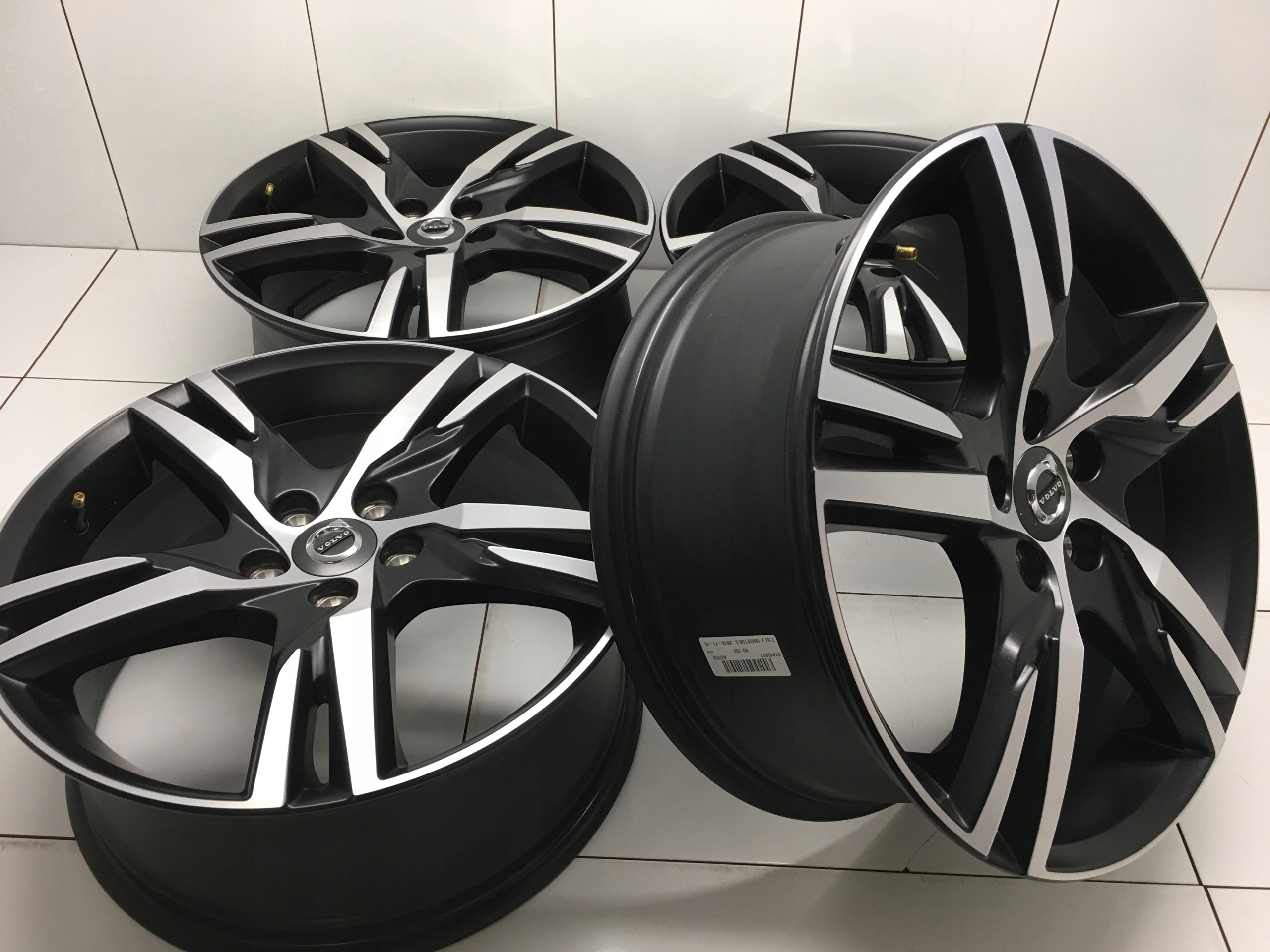 Felga aluminiowa Volvo OE XC60 II 7.5" x 19" 5x108 ET 50,5 za 4799 ...