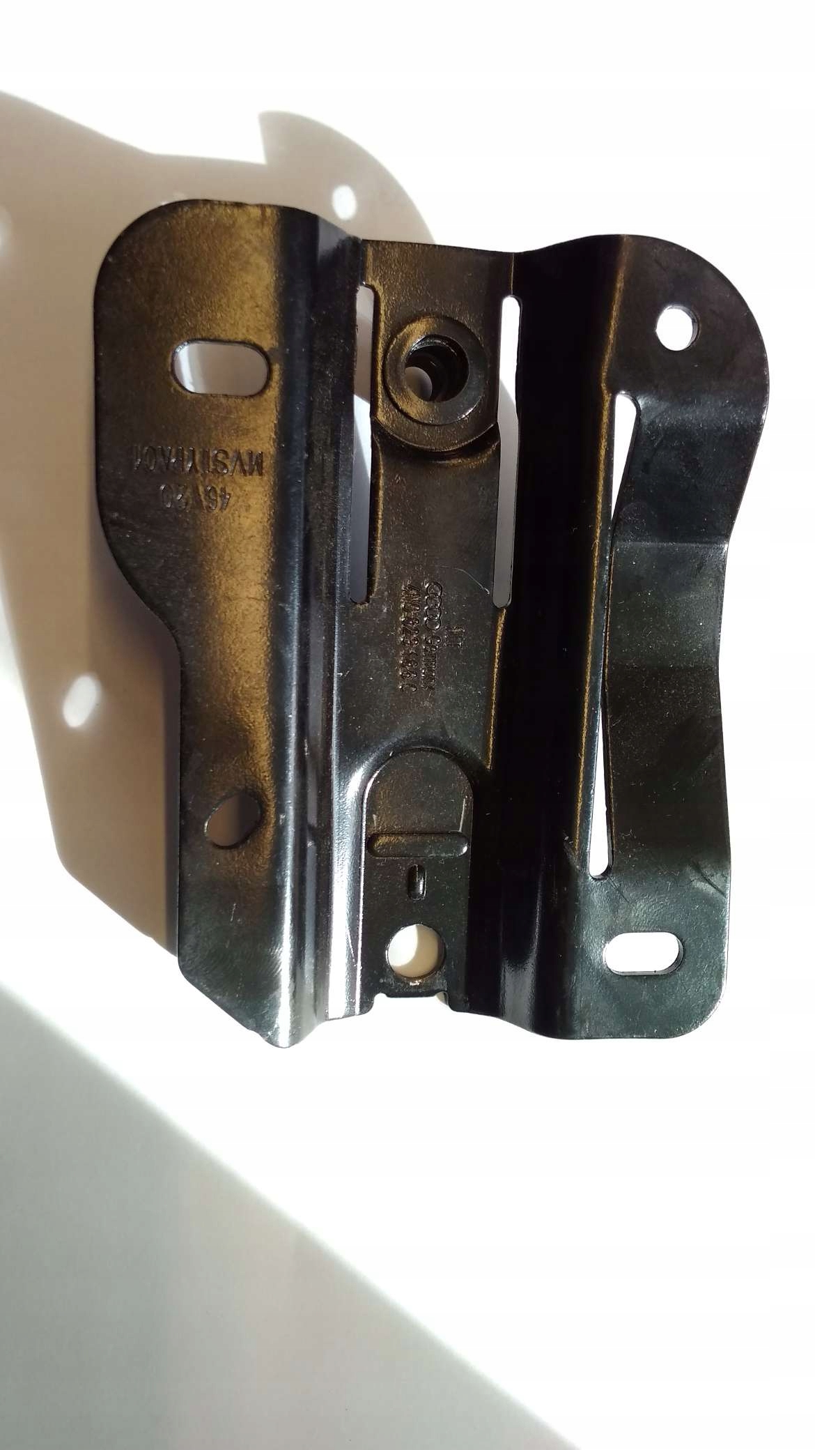 AUDI A8 S8 quattro 4N2 4N8 Rygiel 4N0823186C za 80.00PLN z Jarosław ...