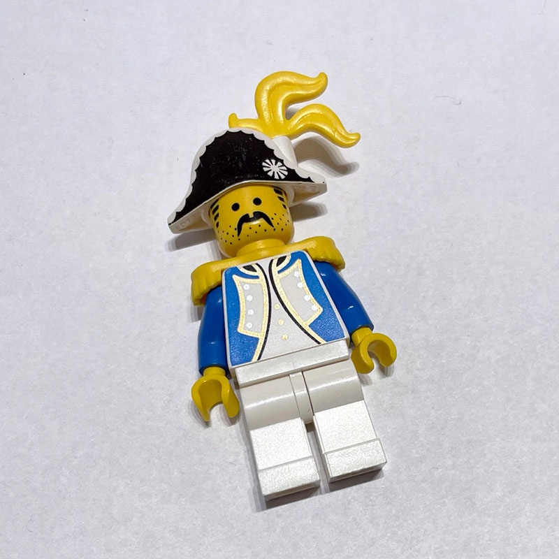 Minifigurka LEGO Pirates pi004 Imperial Soldier Governor - porównaj ...