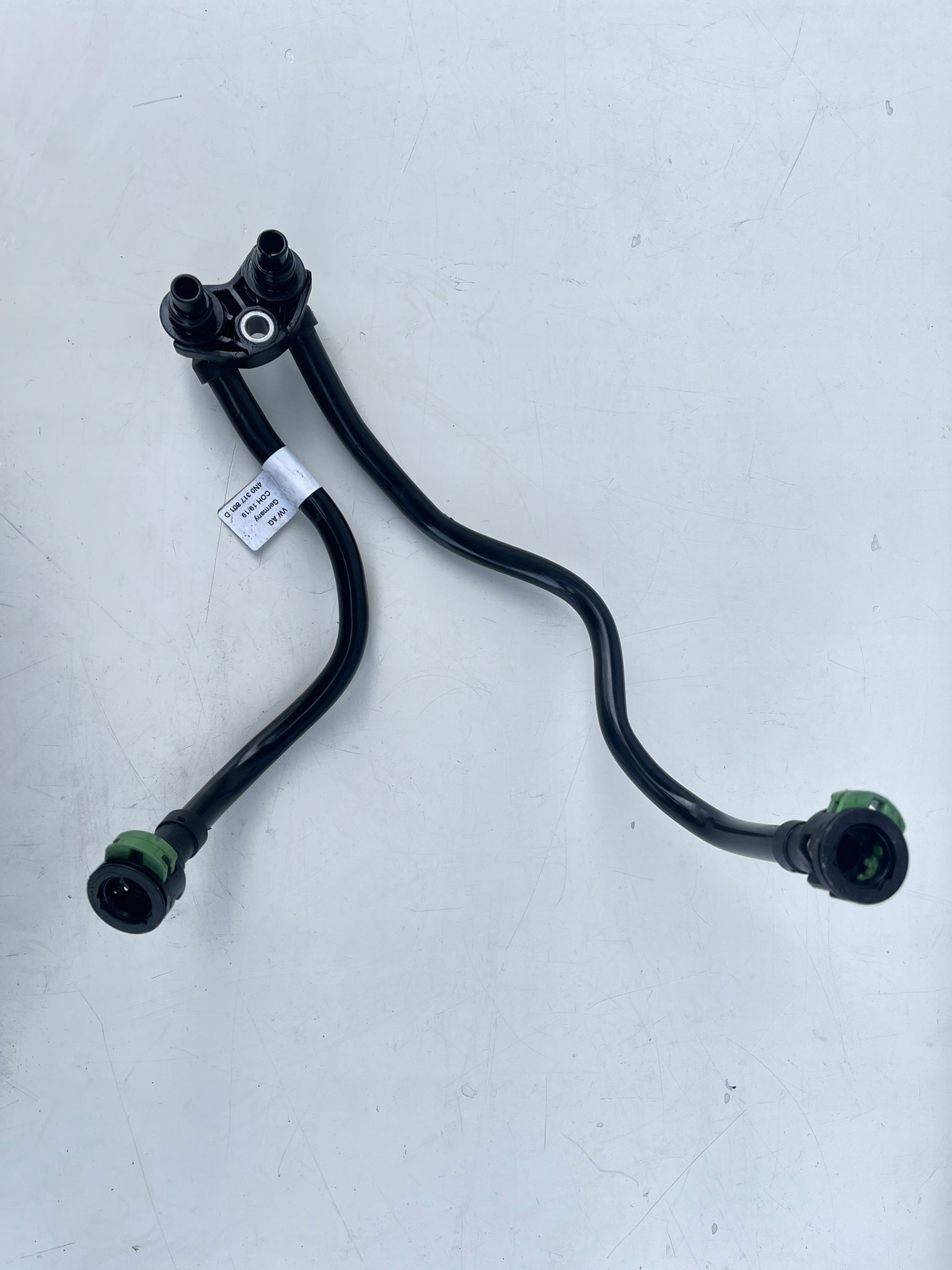 VW OE 4N0317801D PRZEWÓD OLEJOWY RURKA OLEJU 4N0317801D za 100 zł z ...