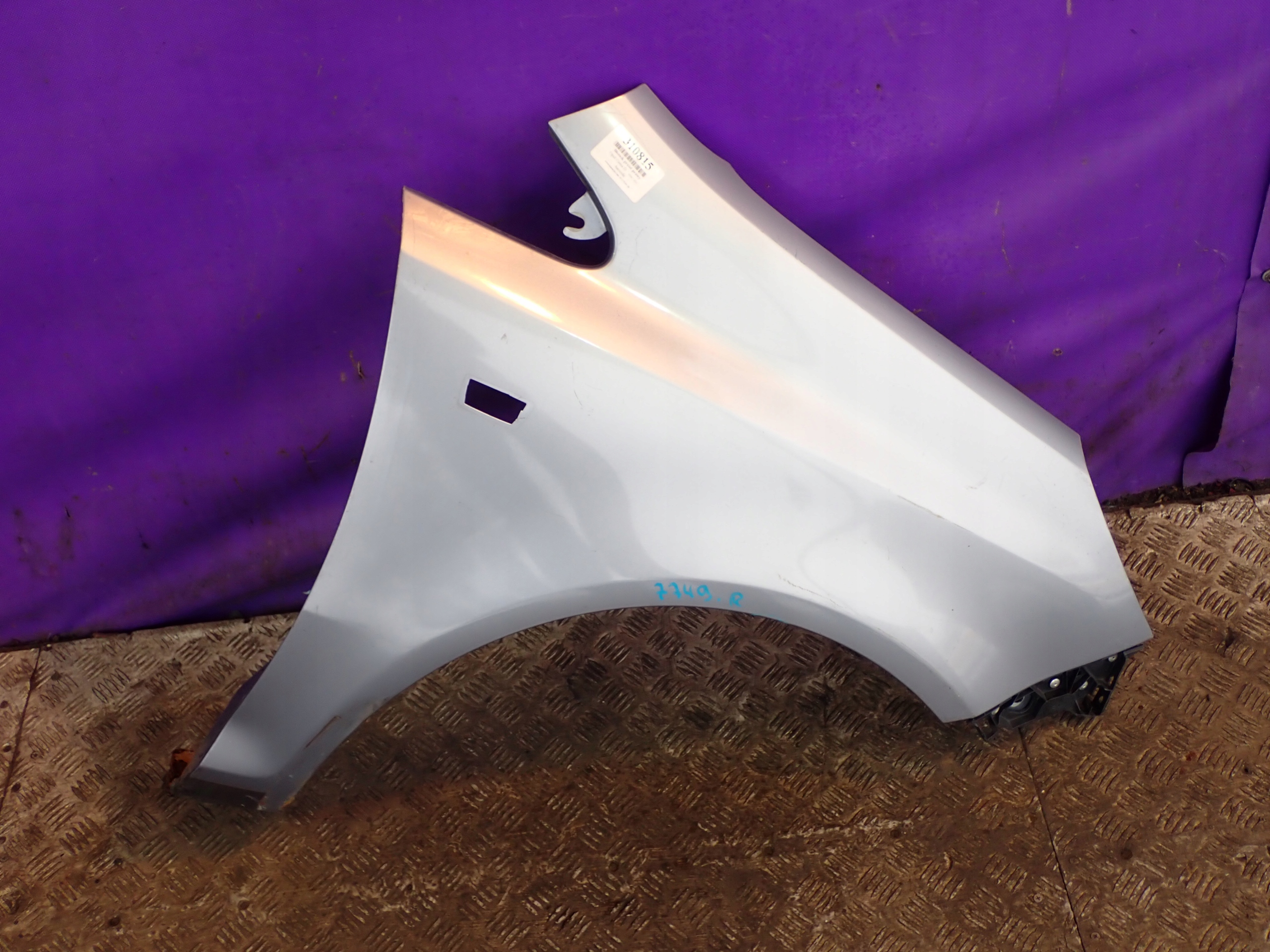 OPEL CORSA D 06-11 BŁOTNIK PRZÓD PRAWY PRZEDNI Z163 za 200.00PLN z ...