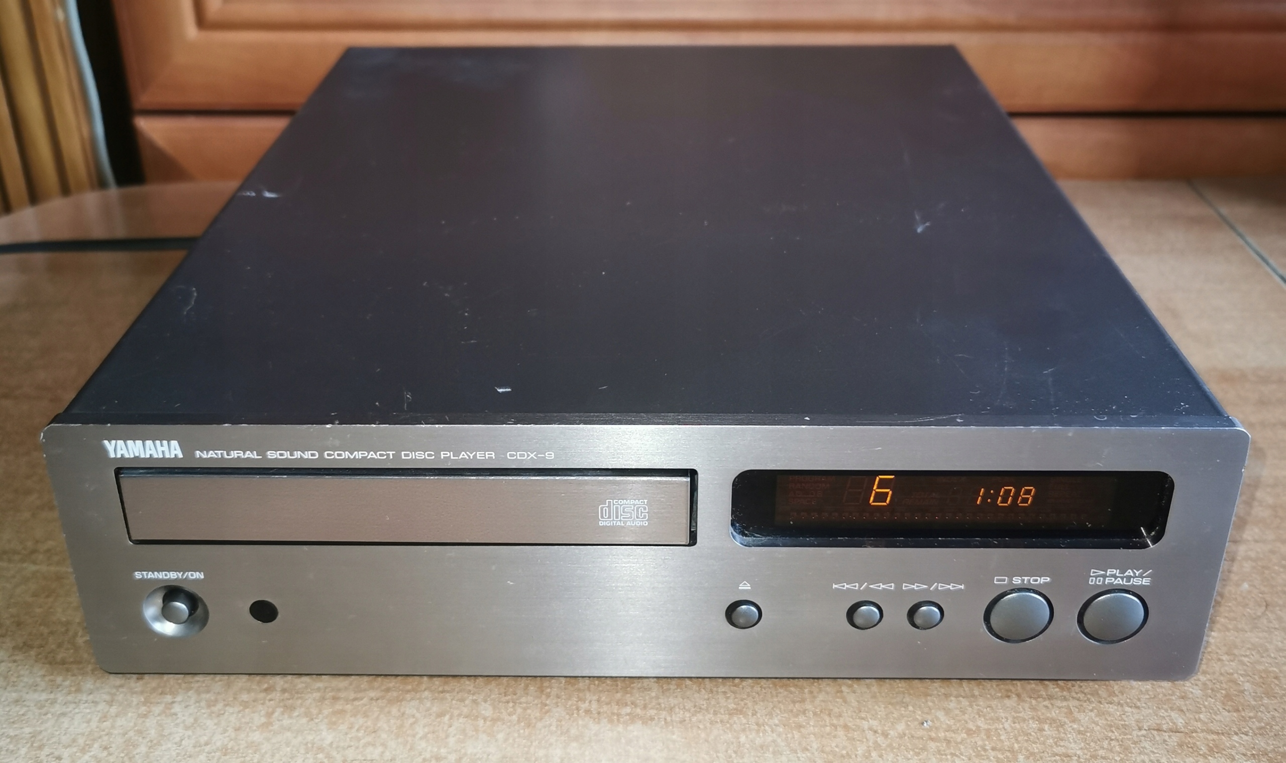 Odtwarzacz CD Yamaha CDX-9 srebrny - Sklep, Opinie, Cena w Allegro