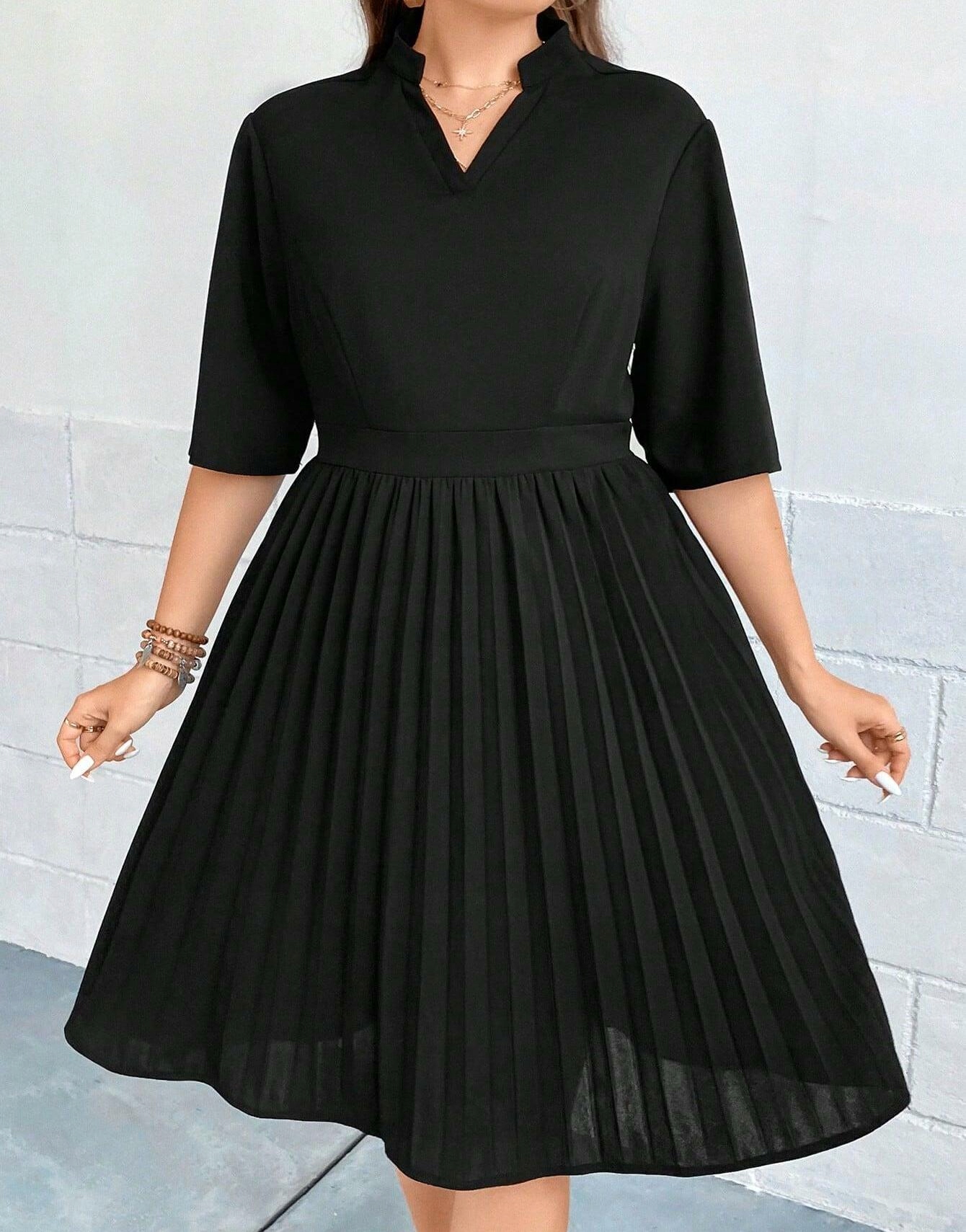 CZARNA ROZKLOSZOWANA PLISOWANA SUKIENKA KOKTAILOWA MIDI RĘKAW 3/4 SHEIN 44 • Cena, Opinie ...