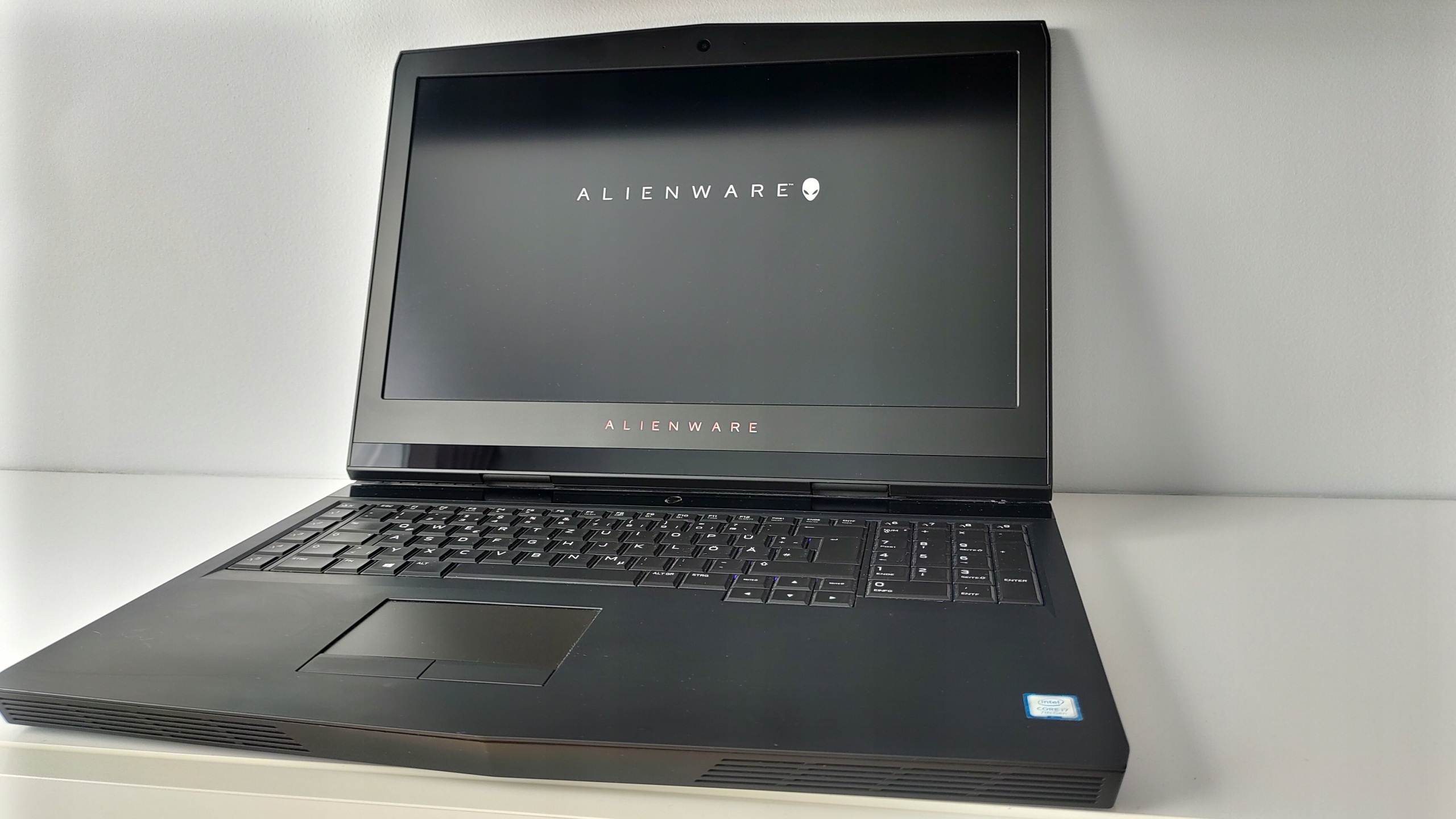 Laptop Dell Alienware 17 R5 17,3 " Intel Core i9 16GB RAM 512SSD + 1TB ...