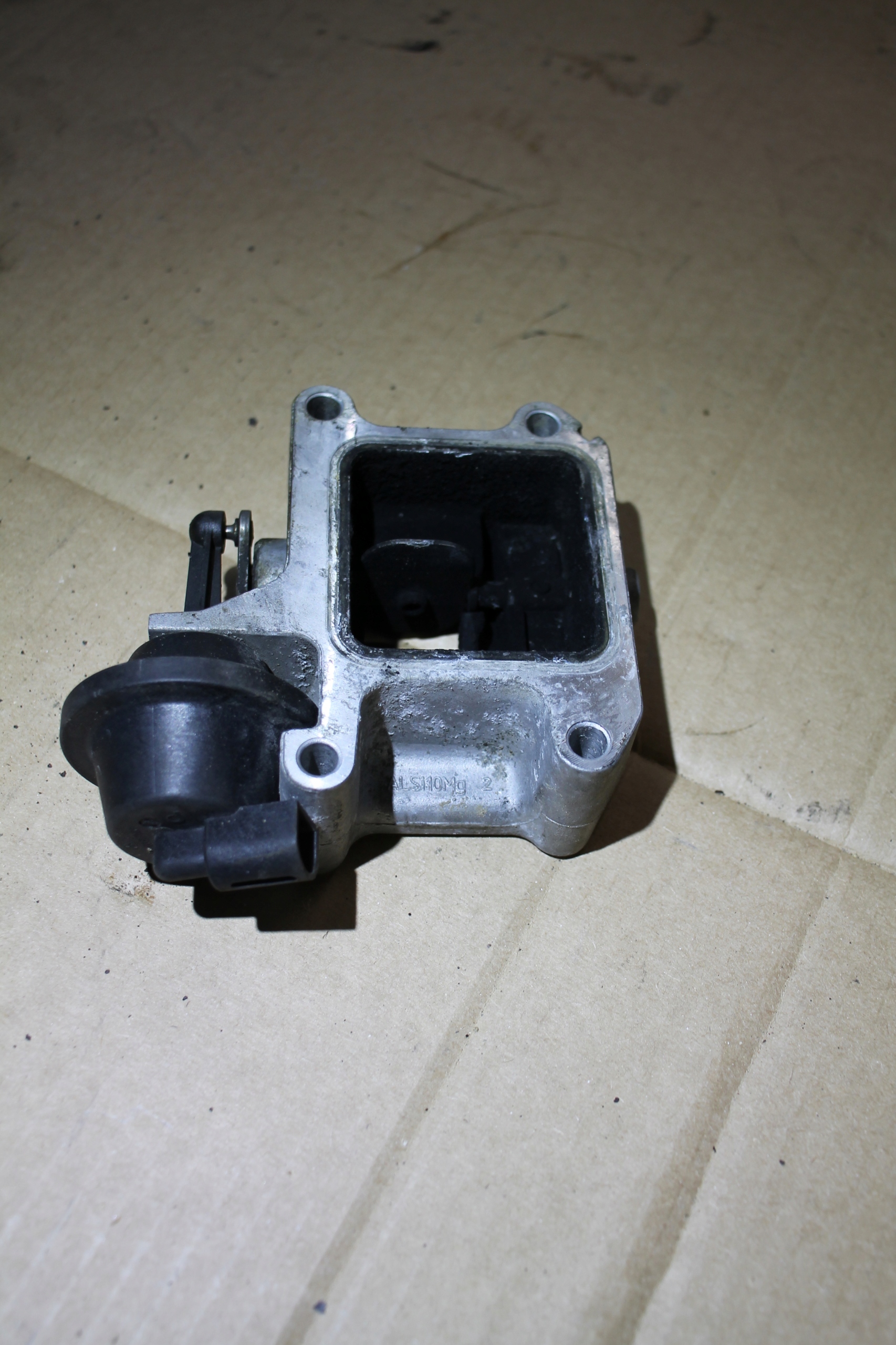 VOLVO S80V70 S60 XC70 XC60 V60 PRZEPUSTNICA ZAWORU EGR GRUSZKA EGR D3 D4 D5 za 200.00PLN z lipie ...