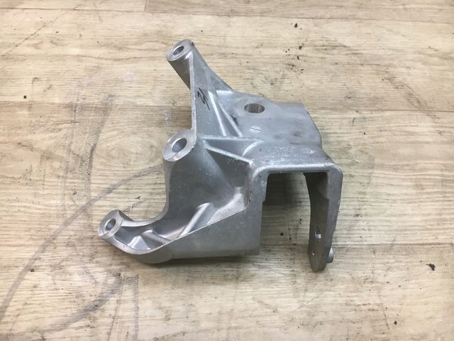 Volvo OE 31430470 Łożyskowanie silnika - porównaj ceny - Allegro.pl