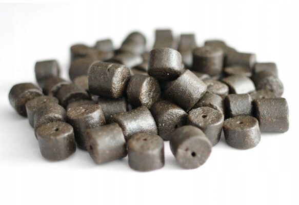 Halibut Pellet 16mm MIVARDI Pellet lyukkal 10Kg, • Ár, Vélemények - Allegro