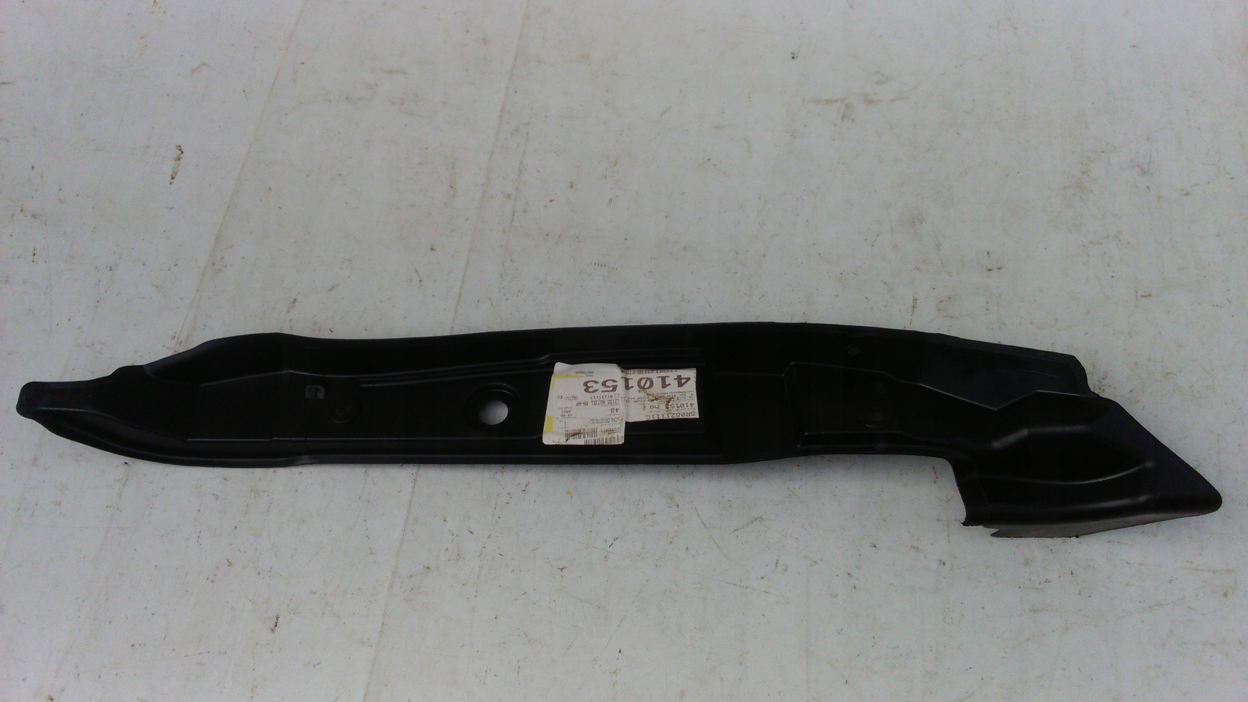 Audi OE 8R0821111C wygłuszenie błotnika lewy przód • Cena, Opinie - Allegro