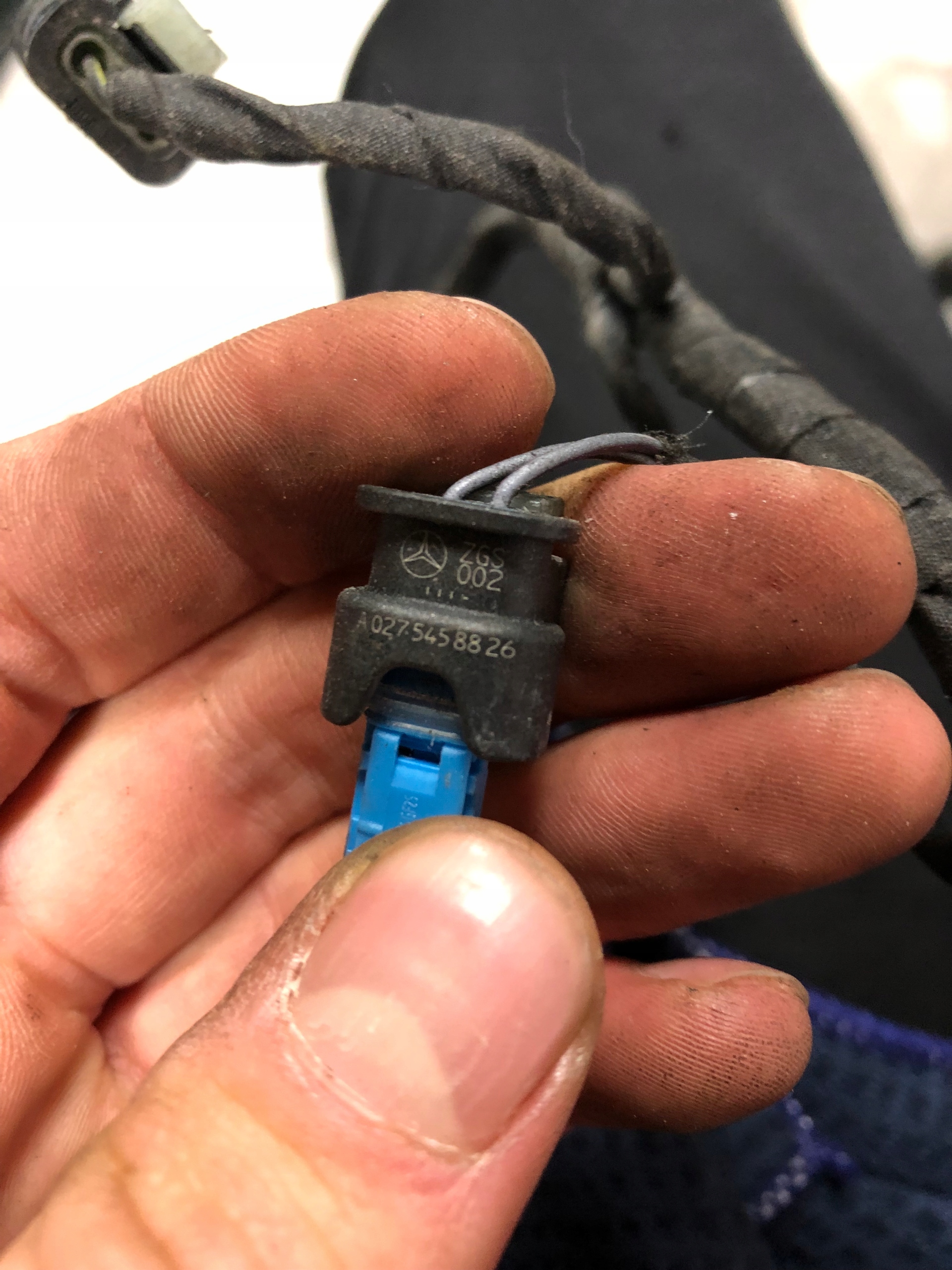 MERCEDES WTYCZKA KOSTKA A0275458826 2 PIN • Opinie - Allegro