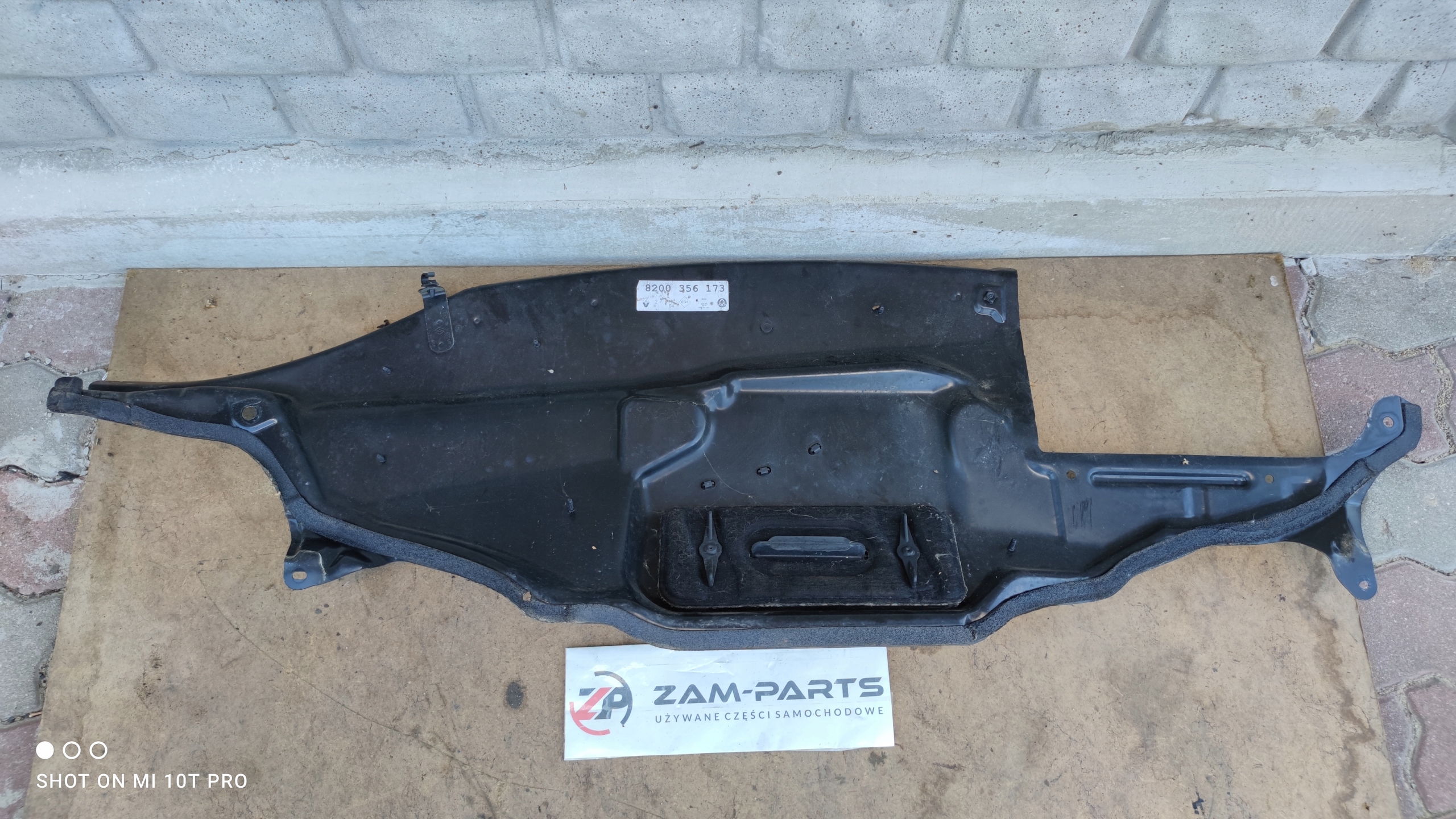 PODSZYBIE ZAŚLEPKA RENAULT SCENIC II 8200356173 za 40.00PLN z Opoczno ...