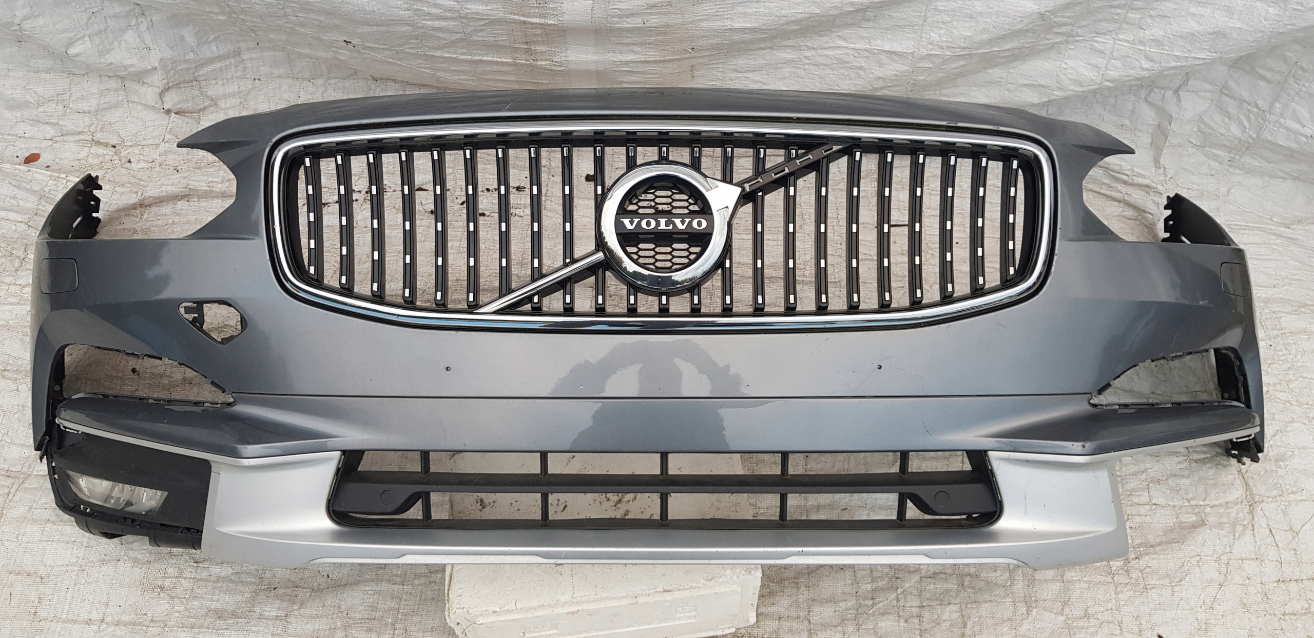 VOLVO V90 CROSS COUNTRY II 16- ZDERZAK PRZÓD GRILL PARKTRONIC LED ...