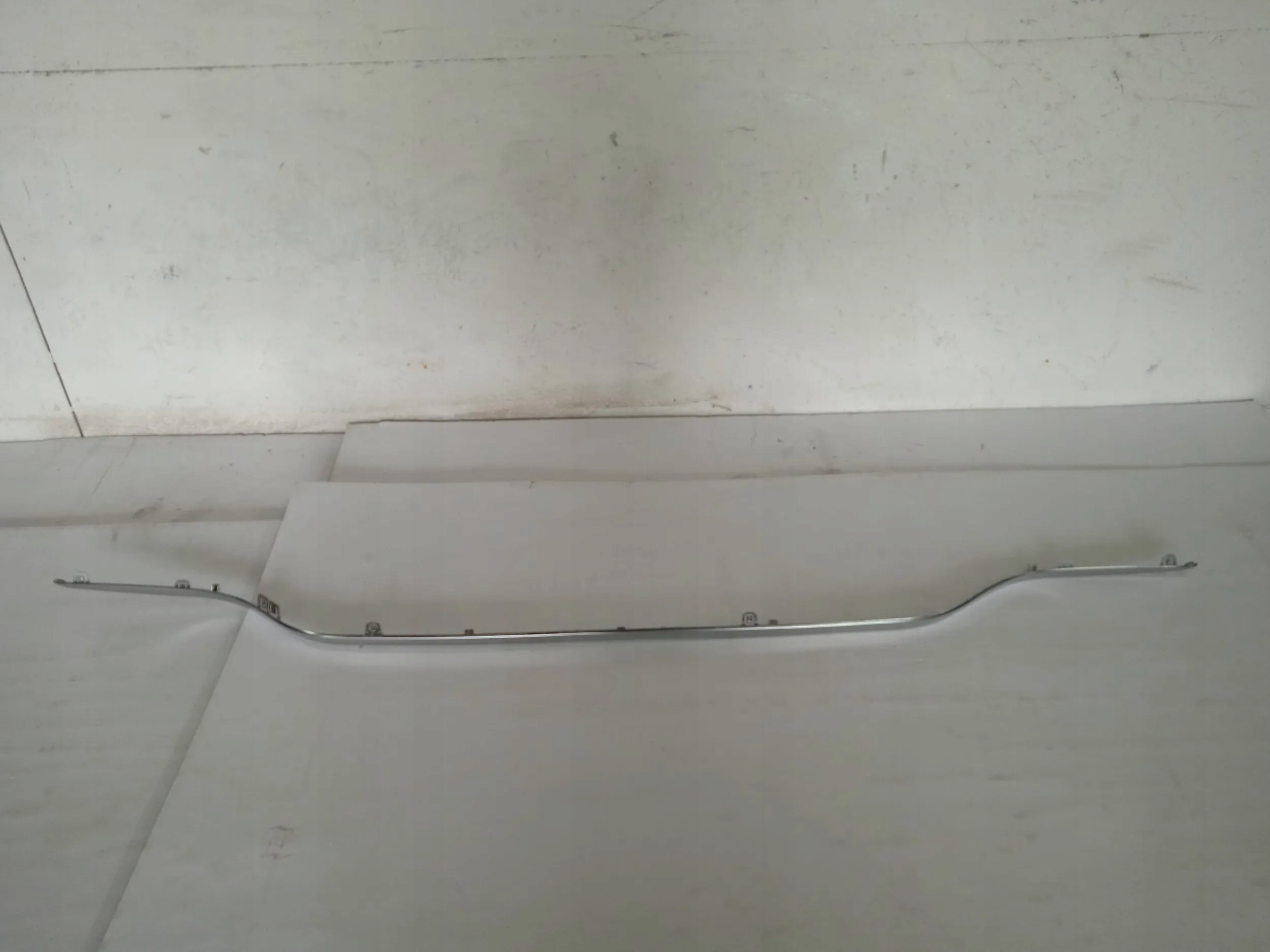 CHROM LISTWA TYŁ MERCEDES-BENZ W213 AMG E-KLASA za 290.00PLN z ...