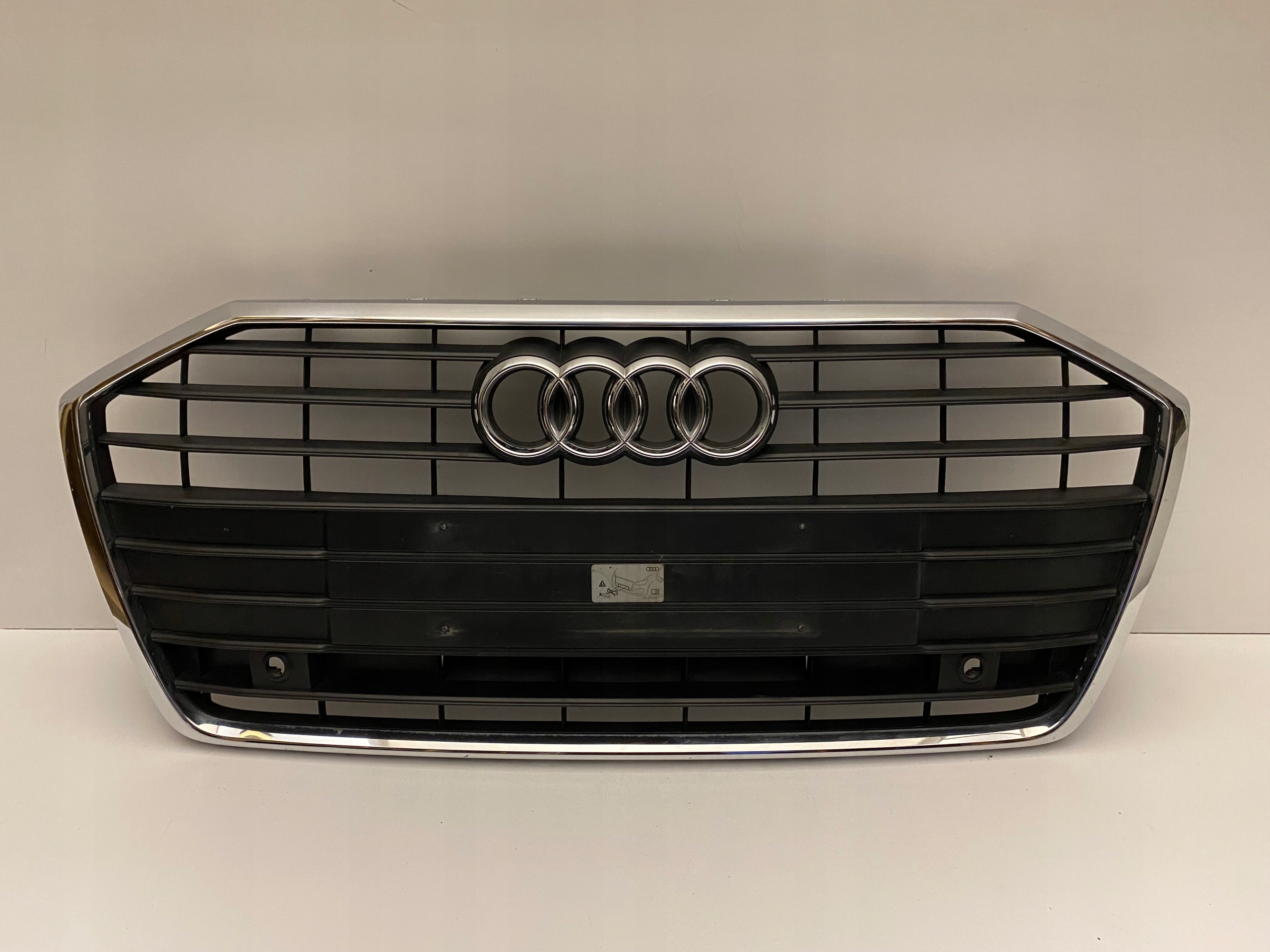 AUDI A6 C8 4K0 18-r. GRILL ATRAPA 4K0853651 • Cena, Opinie - Allegro