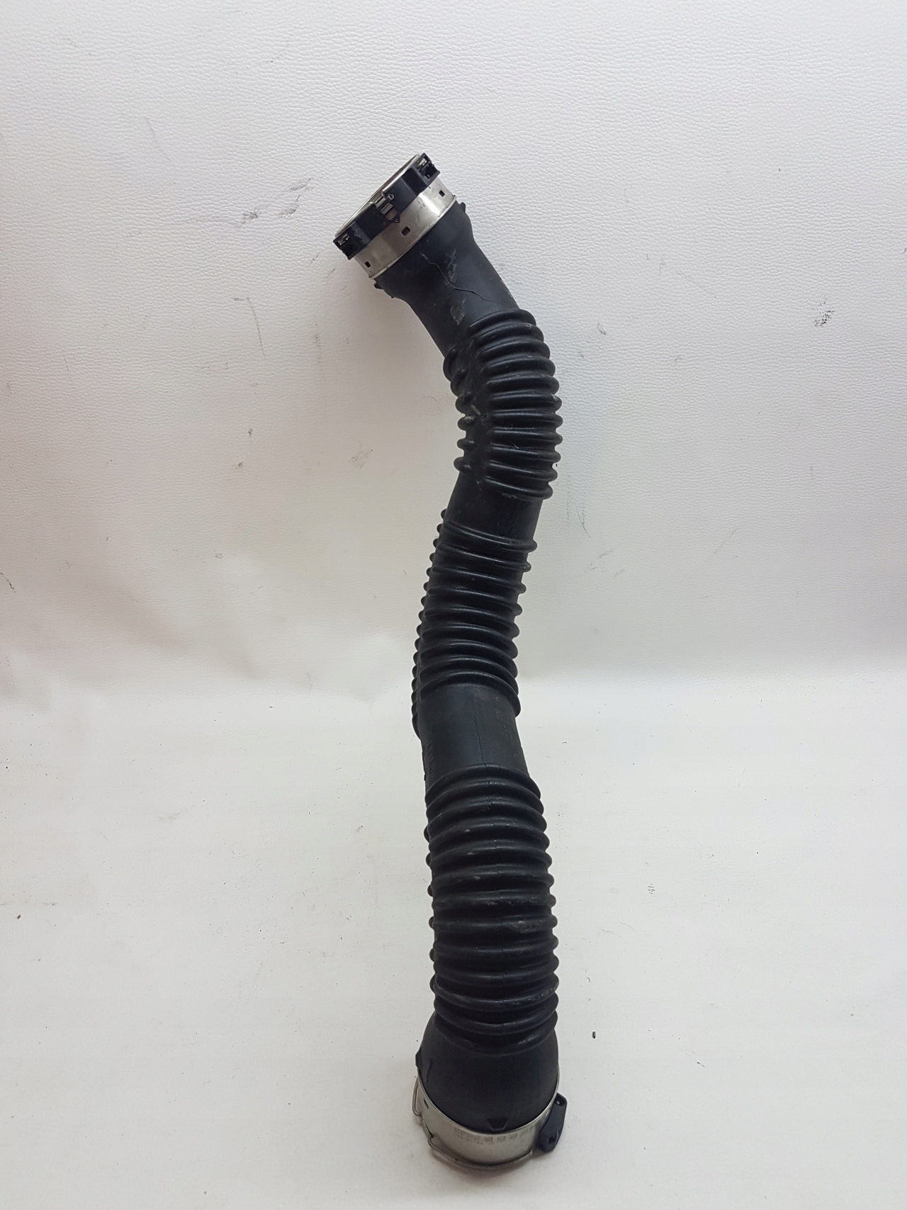 MERCEDES RURA POWIETRZA INTERCOOLERA A2465200001 A2465200001 za 180 zł ...