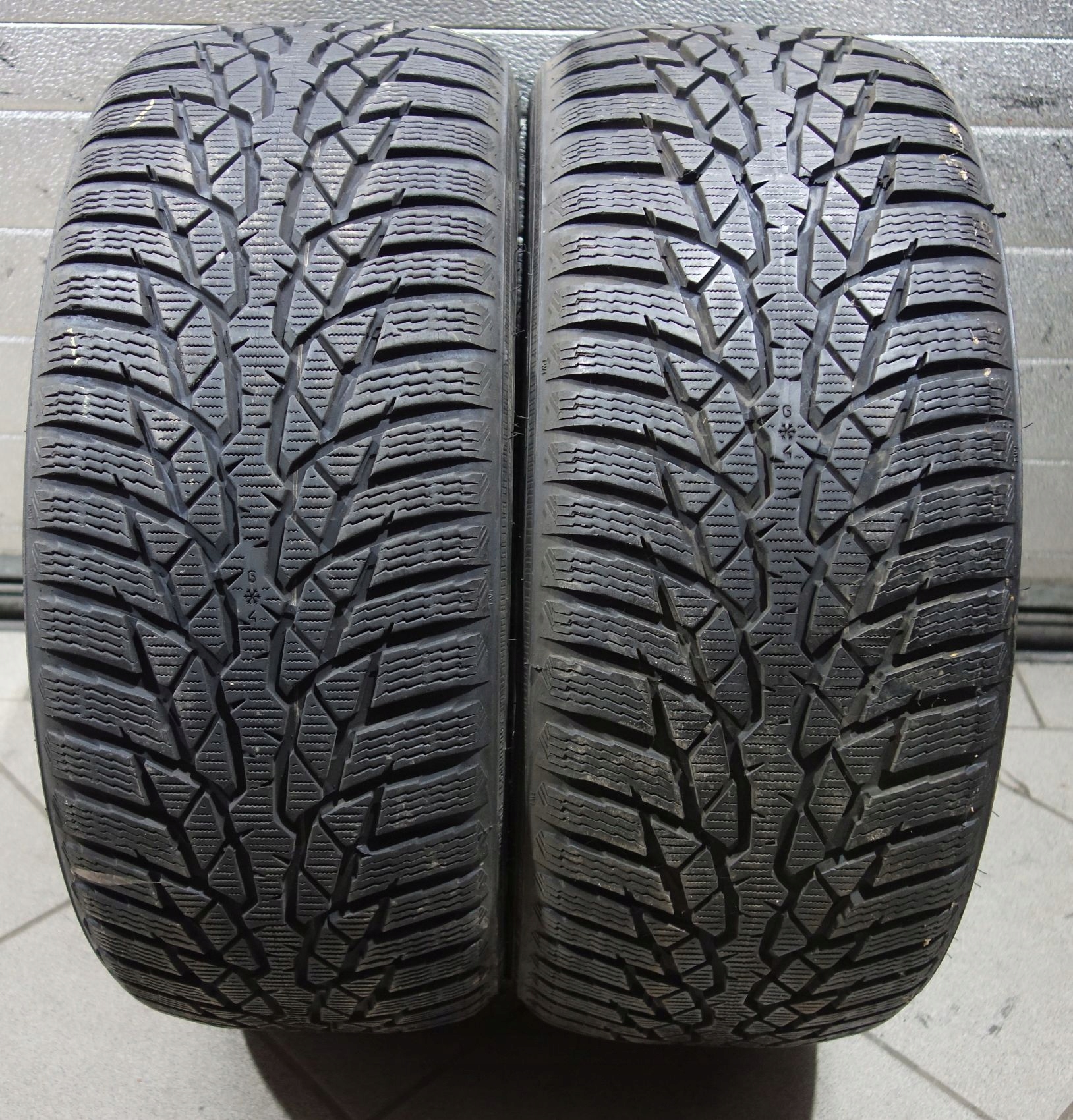 Opona zimowa Nokian Tyres WR D4 225/45R17 91 H przyczepność na śniegu (3PMSF) - porównaj ceny ...