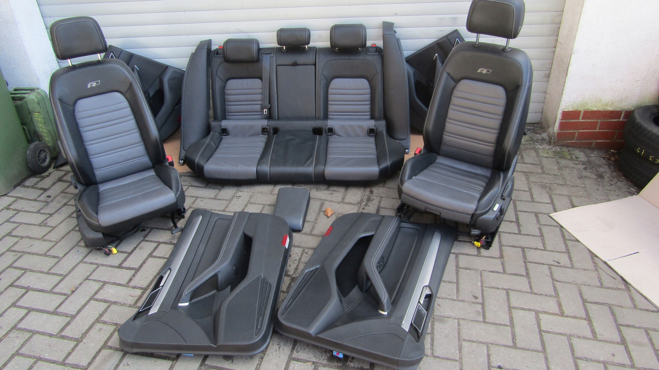 VW PASSAT B8 R LINE SEDAN KOMPLET SIEDZEŃ FOTELI SKÓRA ORYGINAŁ @ VW ...