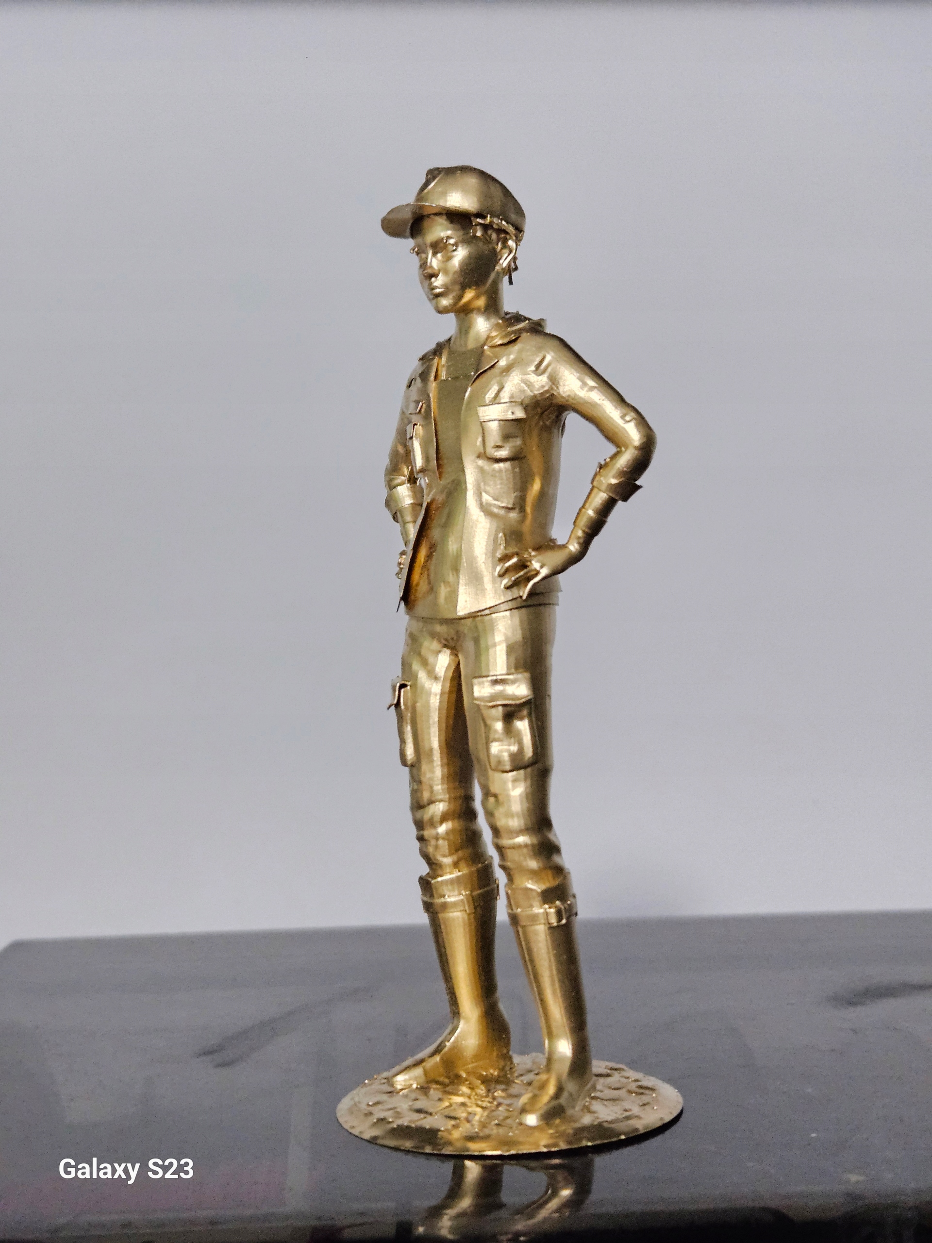 Clementine, az élőhalott za 3620.00HUF-ért - Allegro