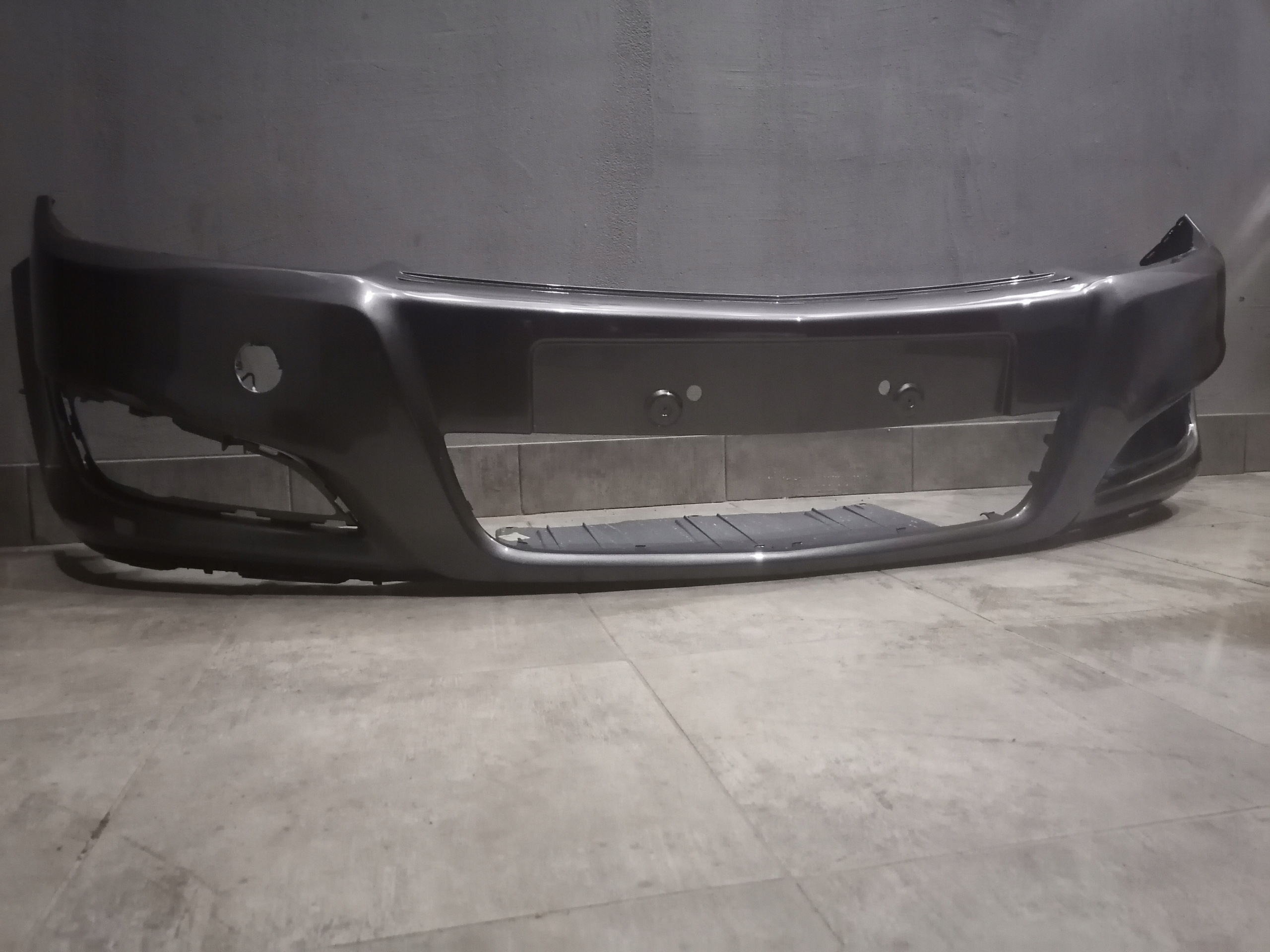 ZDERZAK OPEL ASTRA H LIFT PRZÓD Z177 HB KOMBI za 950.00PLN z Radom ...