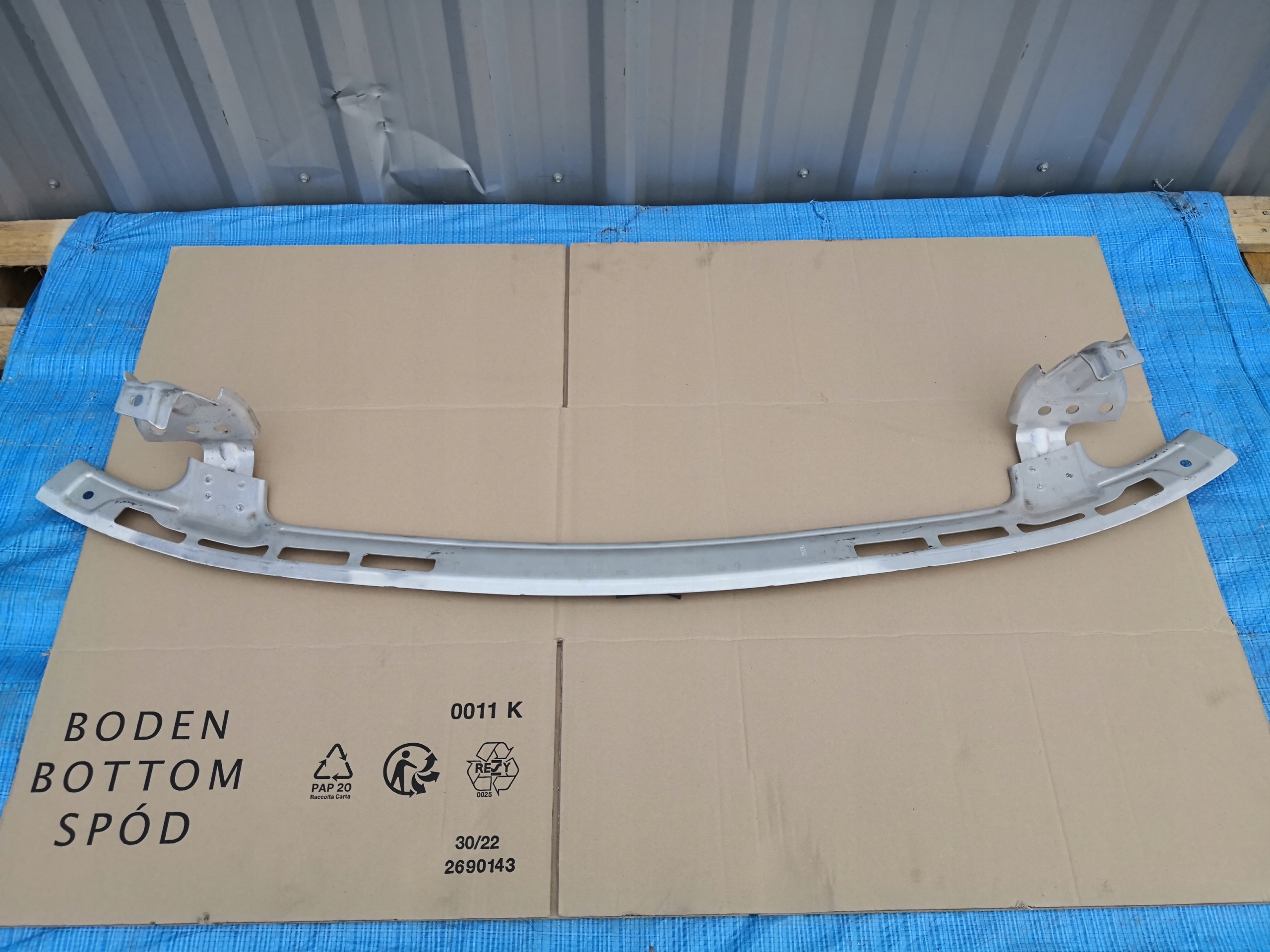 TESLA MODEL Y BELKA PRZEDNIA DOLNA 1505433-00-B 1505433-00-B 150543300B ...