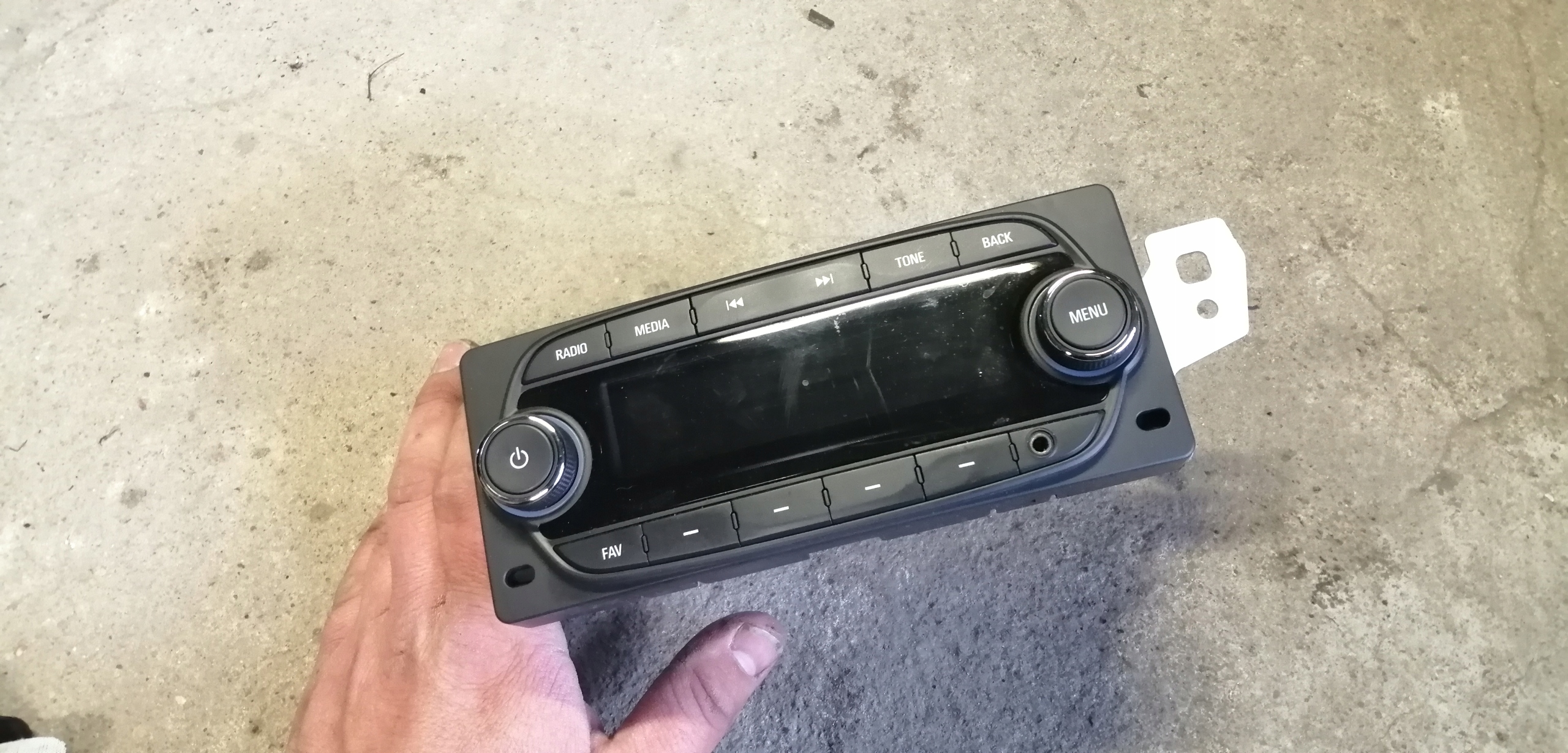 OPEL KARL RADIO CD 42526442 za 100.00PLN z Ostrów Wielkopolski ...